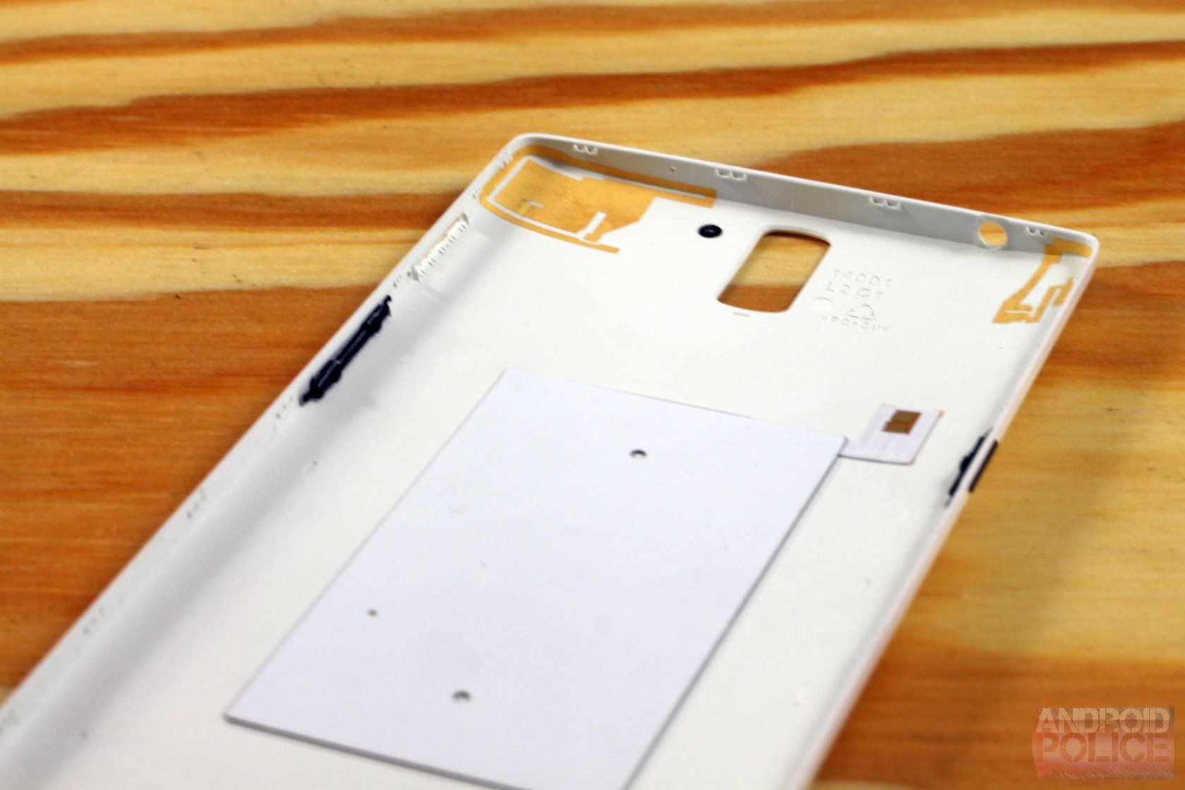 OnePlus One With CyanogenMod 11S Review: The Best Flagship Phone You ...