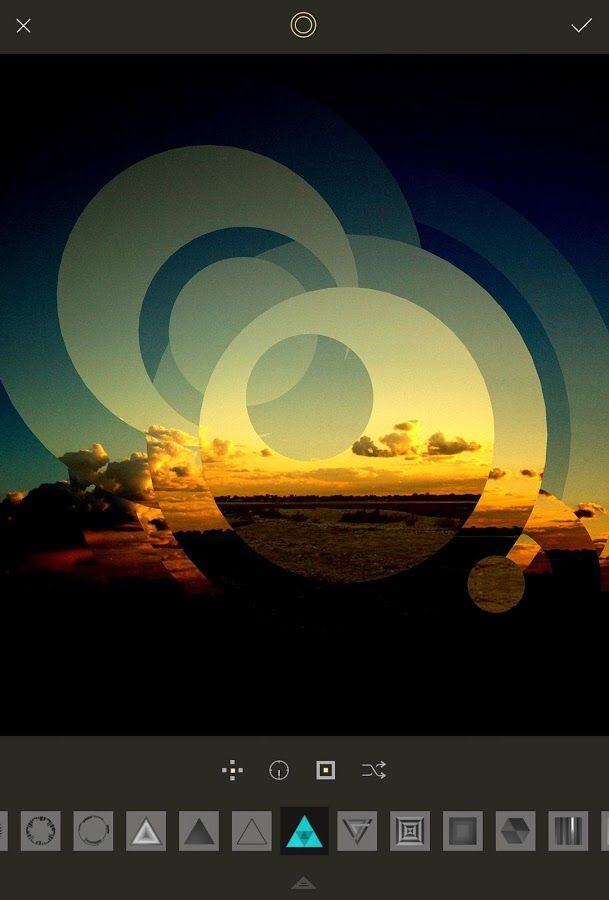 Abstract Photo Editing App 'Fragment' Brings Its Artsiness To Android