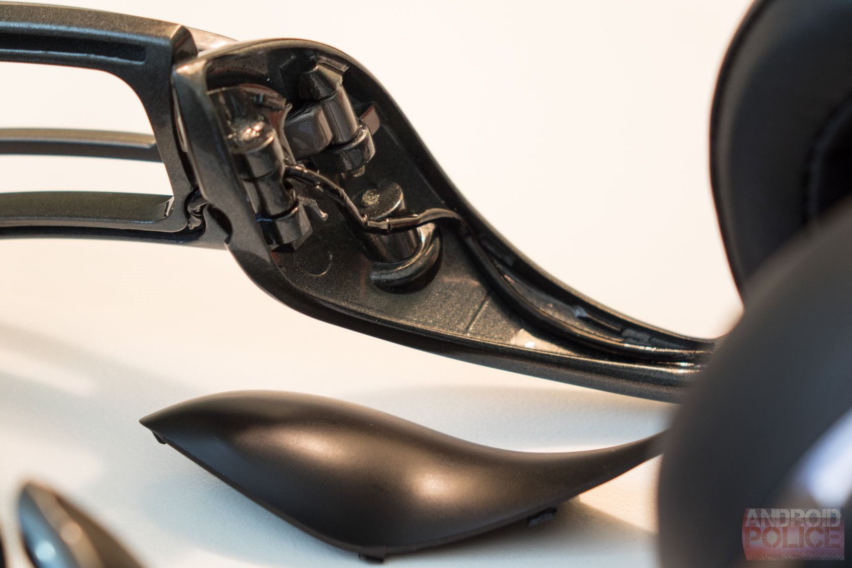 Blue Mo-Fi Headphones Review: The Mobile Audiophile's Headphone, Reimagined