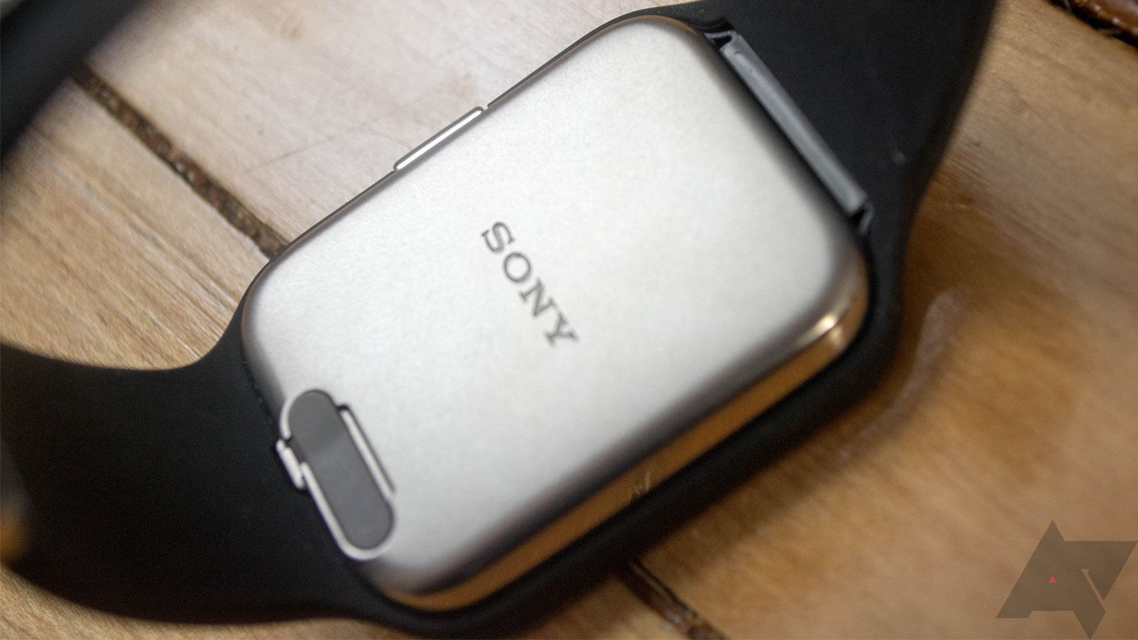 Sony SmartWatch 3 Review: Excellent Battery Life, Acceptable Design