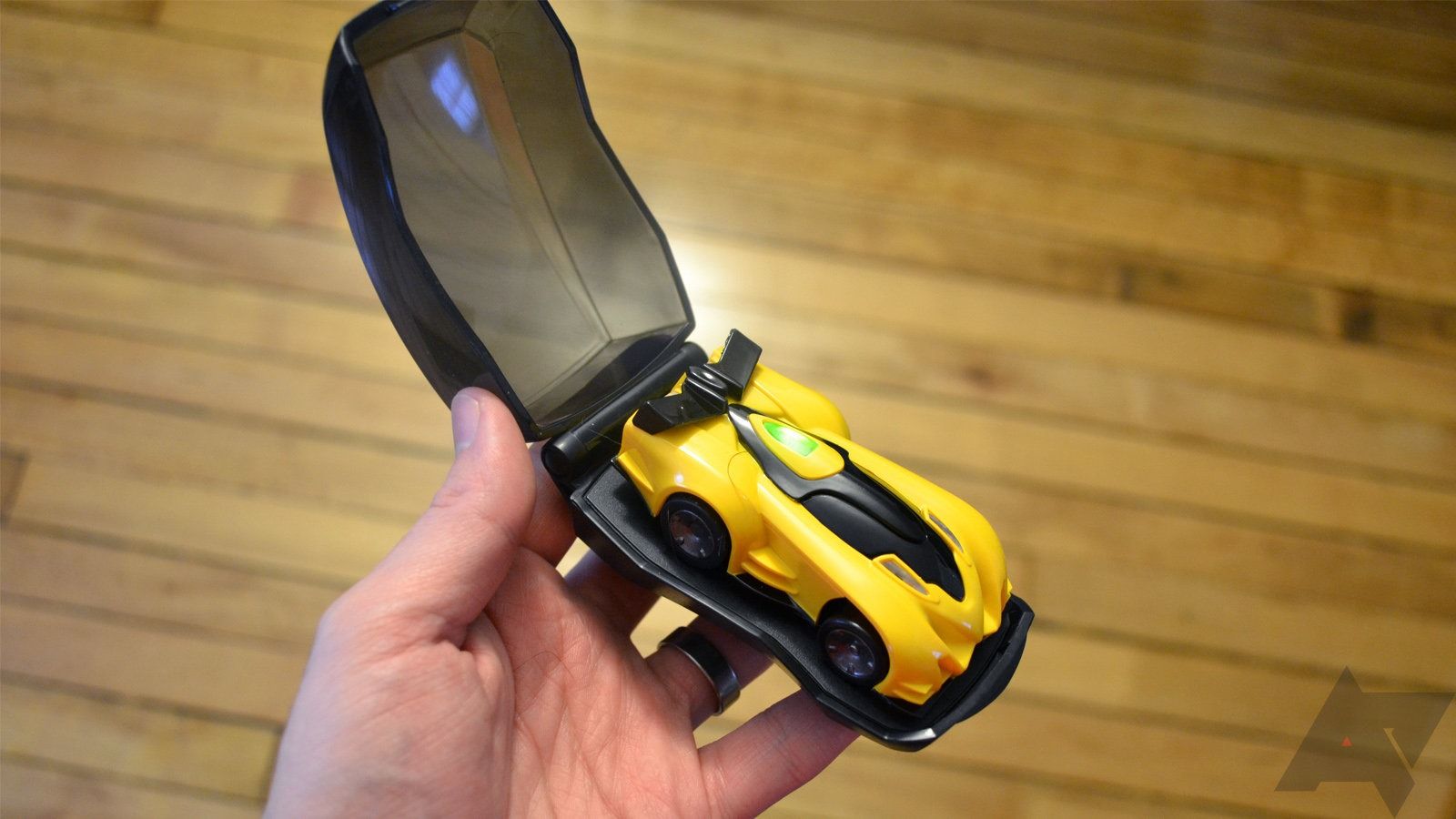 Anki Drive Quick Review: You Would Steal This Toy From Your Kids