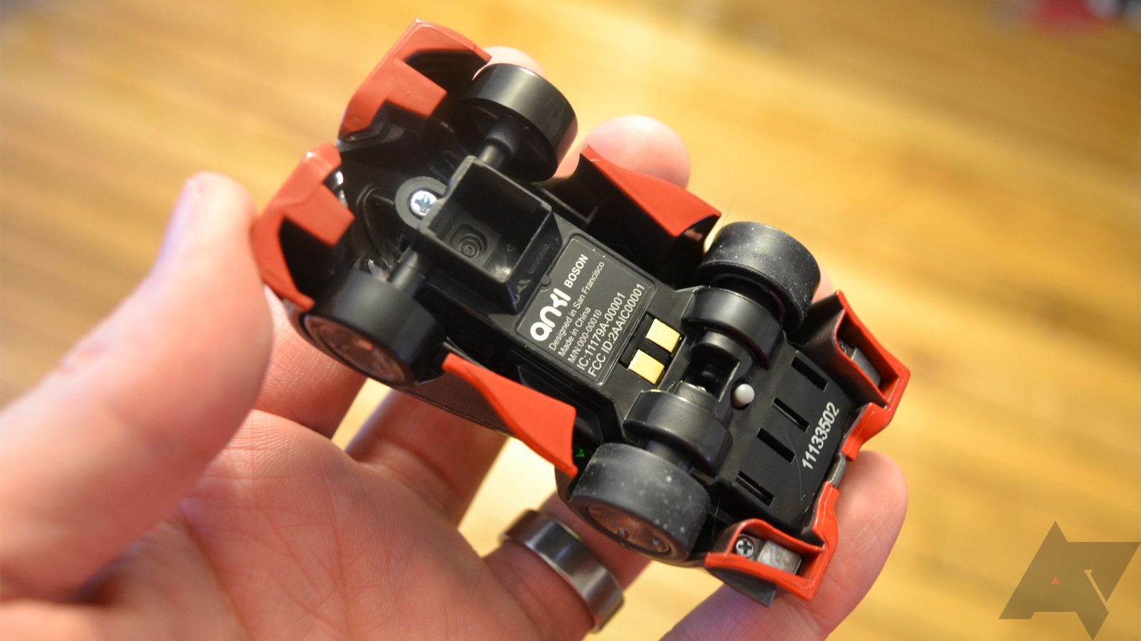 Anki Drive Quick Review: You Would Steal This Toy From Your Kids