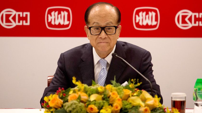 Three Mobile Owner Agrees To Buy Fellow UK Carrier O2 For £10.25 ...