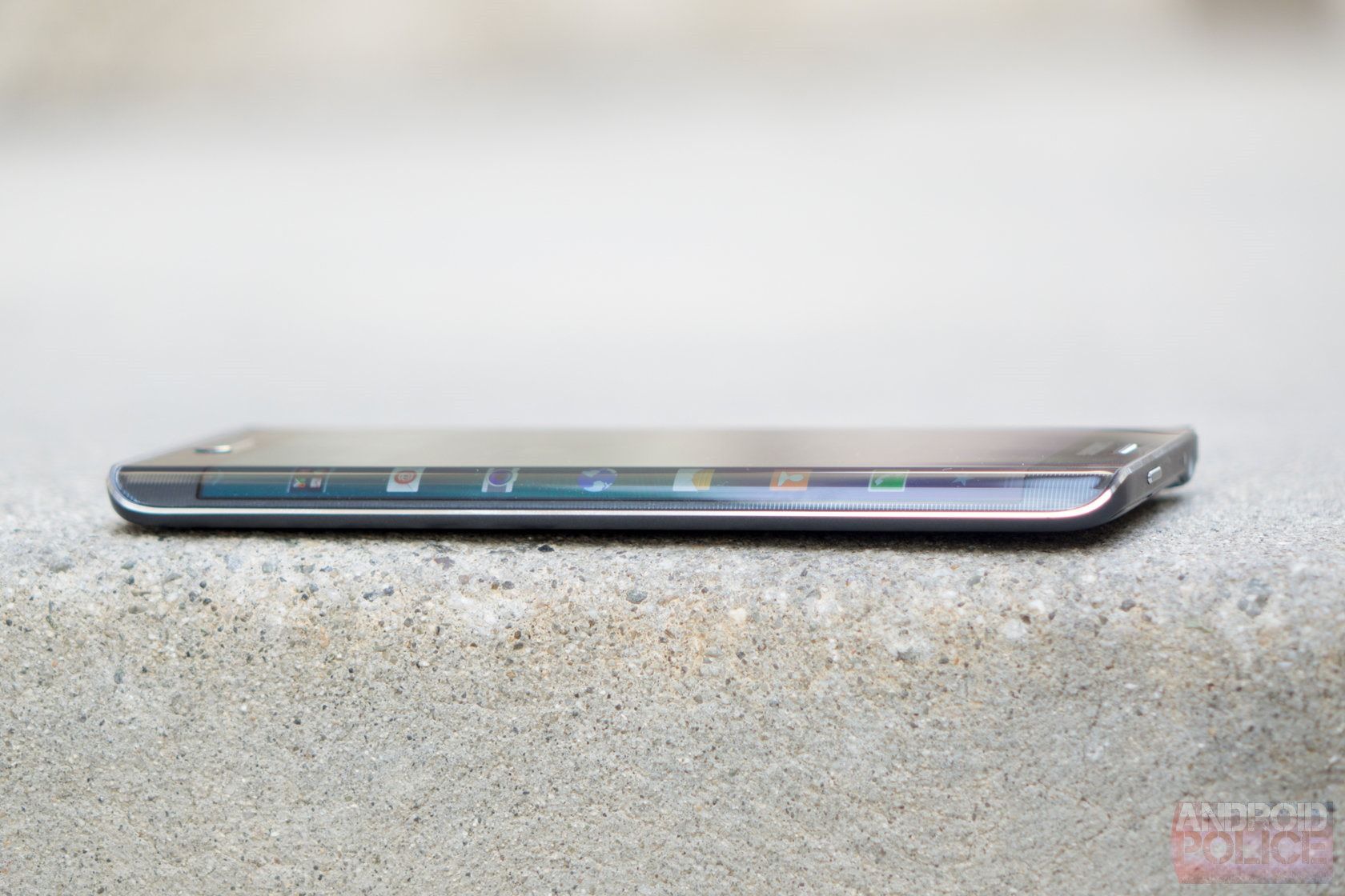 Verizon Picks Up The Galaxy Note Edge Priced At $399 With A Two-Year ...