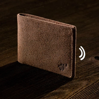 Woolet Is A Wallet With An Embedded Self-Charging Bluetooth Tether So ...