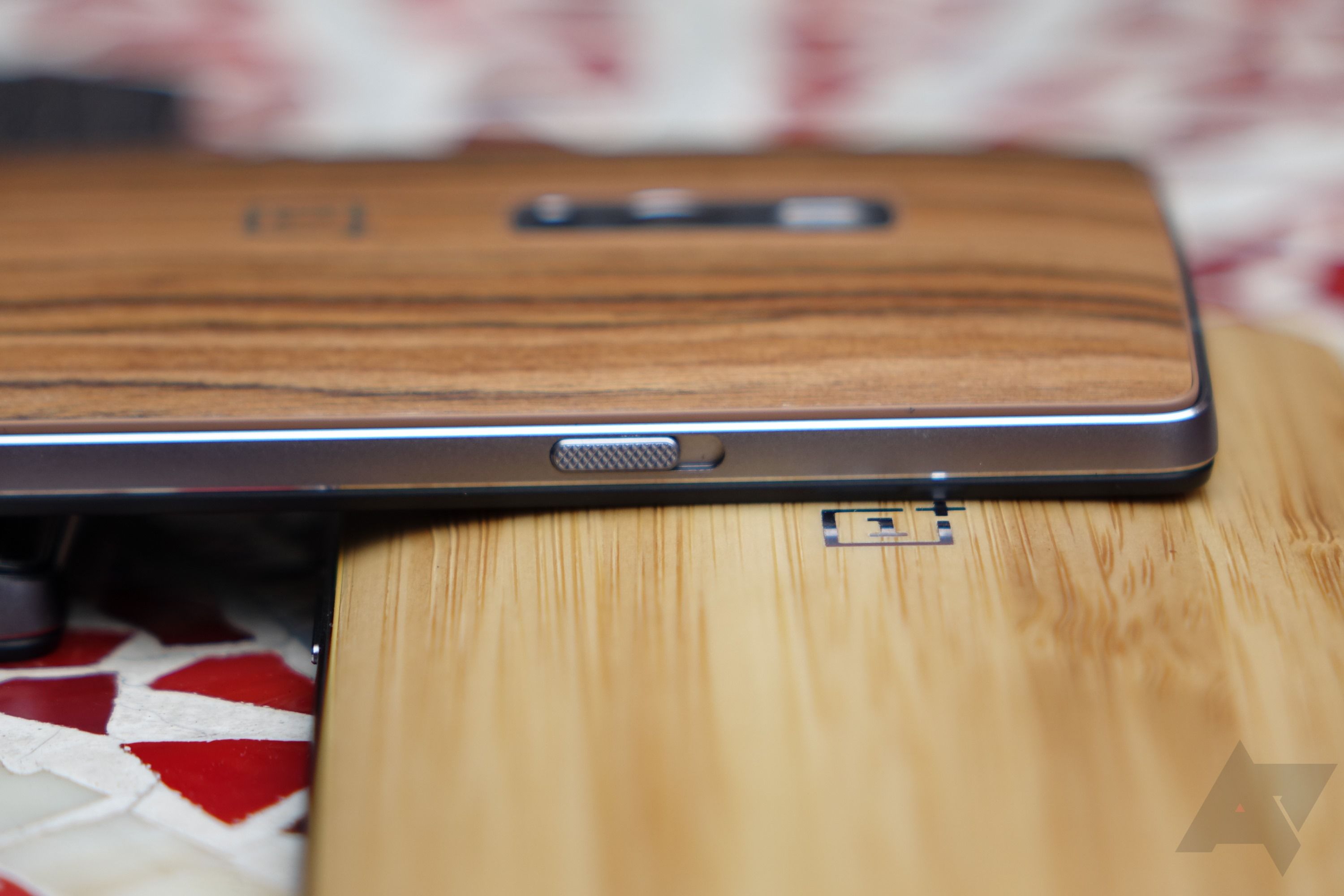Hands-On With The OnePlus 2: Wood, Fingerprints, And Mute Switches