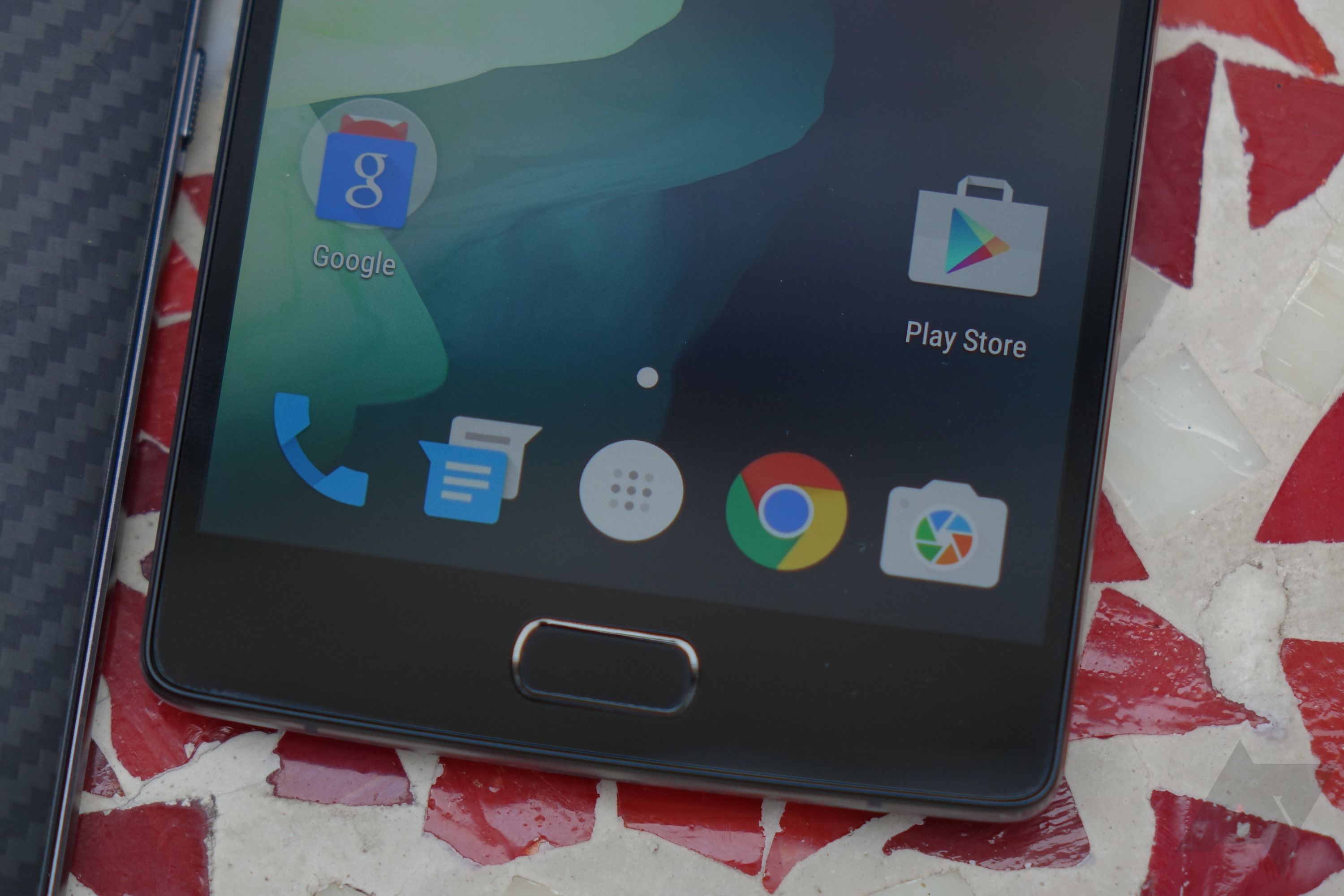 Hands-On With The OnePlus 2: Wood, Fingerprints, And Mute Switches