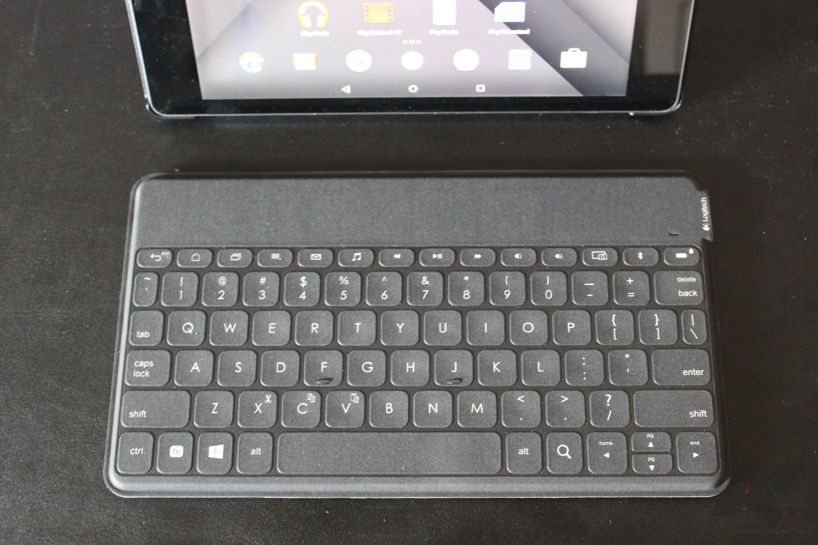 Hands-On With The Logitech Keys-To-Go Keyboard For Android And Windows