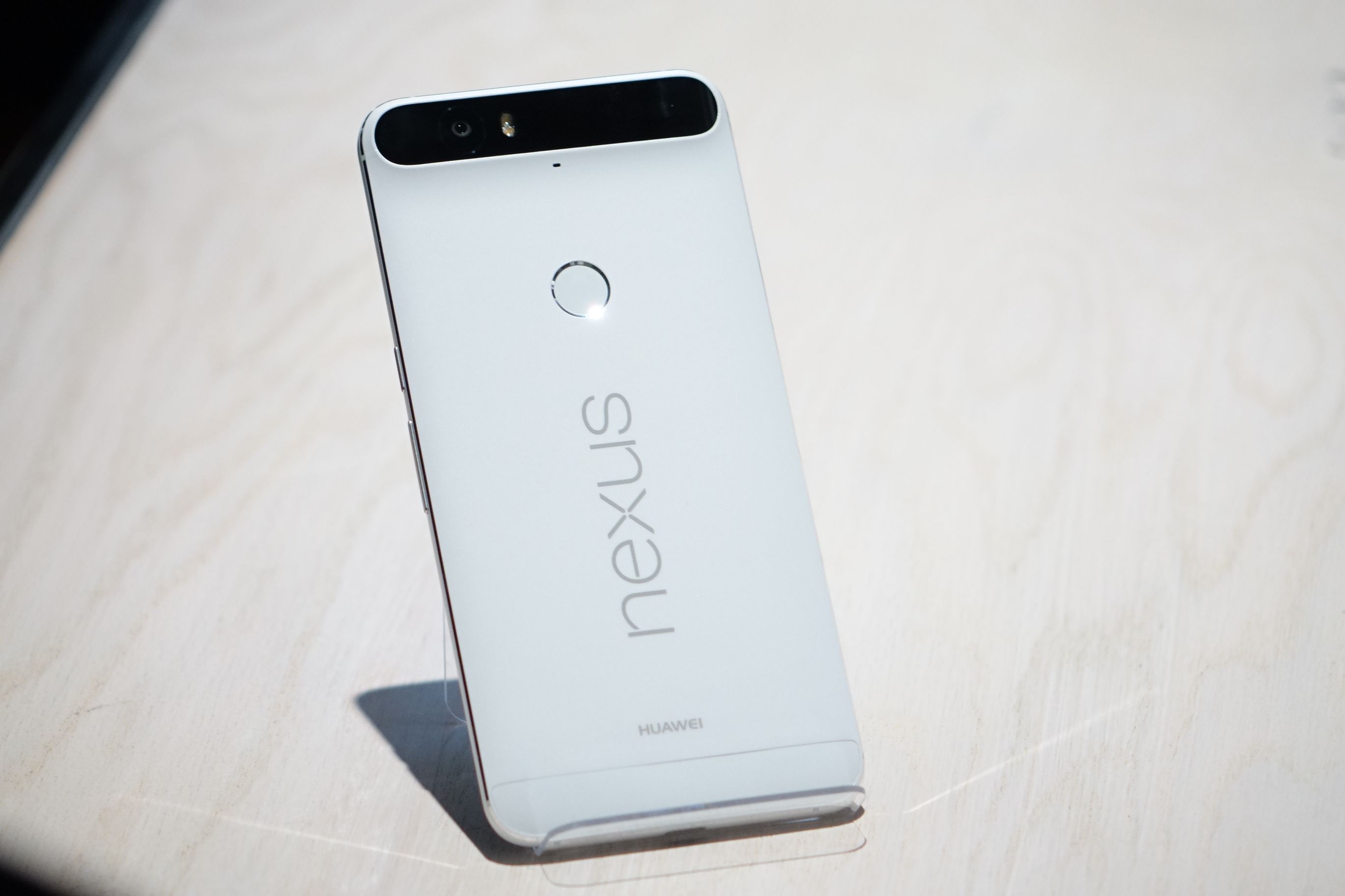 [Updated] Nexus 6P Hands-On: A Pretty Compelling $500 Phone If There ...