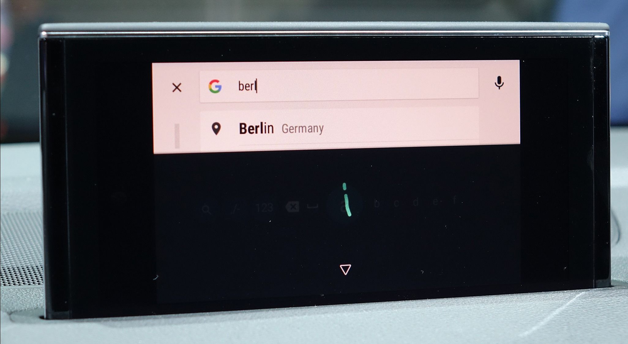 Android Auto v1.5 Is Adding A Parking Assistant, Prepares Handwriting ...