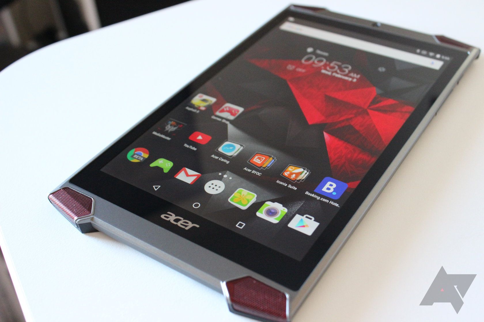 Acer Predator 8 Gaming Tablet Review: It's Everything That Nobody Wants ...