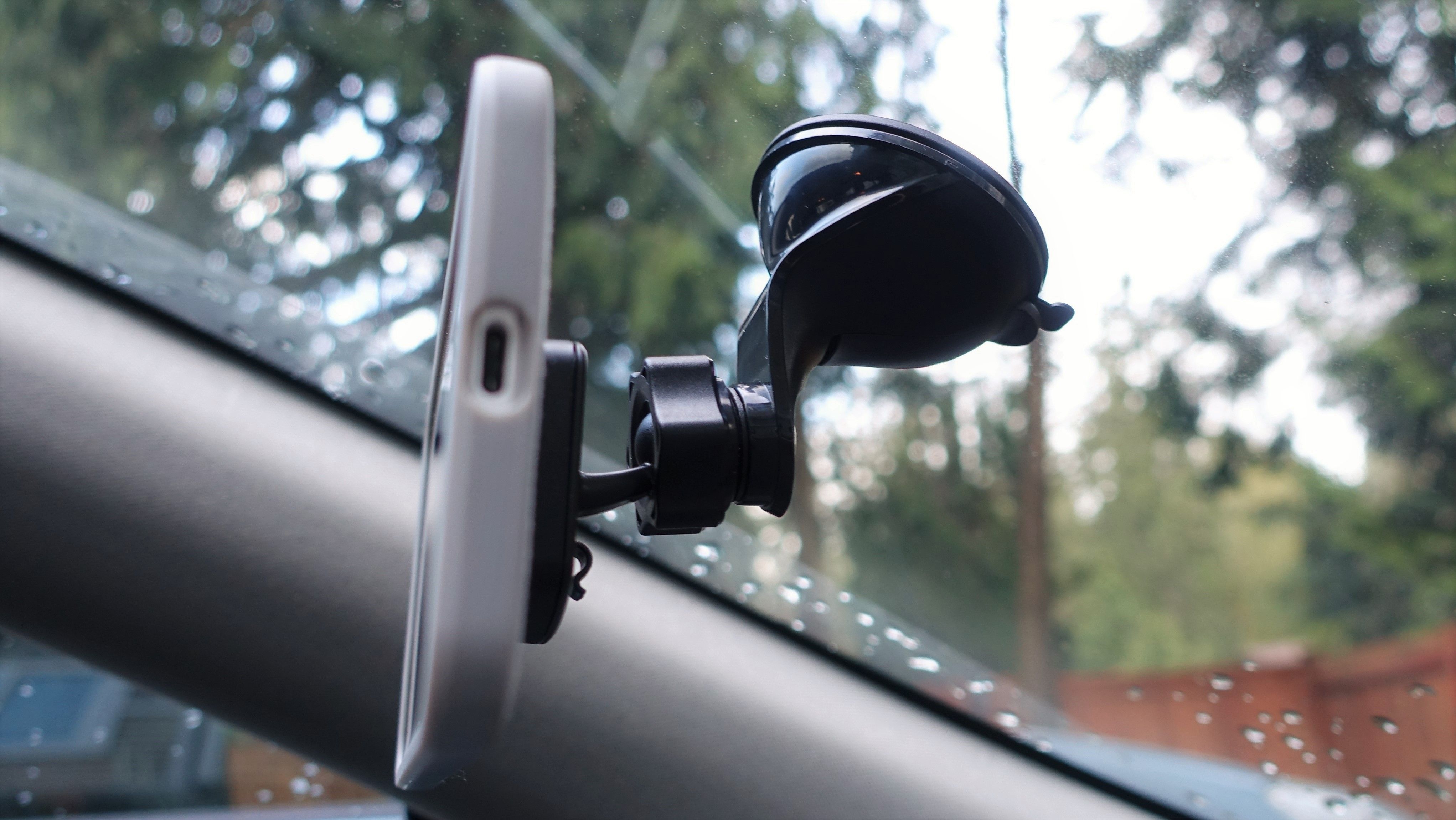 SCOSCHE MagicMount Pro Review - A Highly Convenient Magnetic Mount With ...