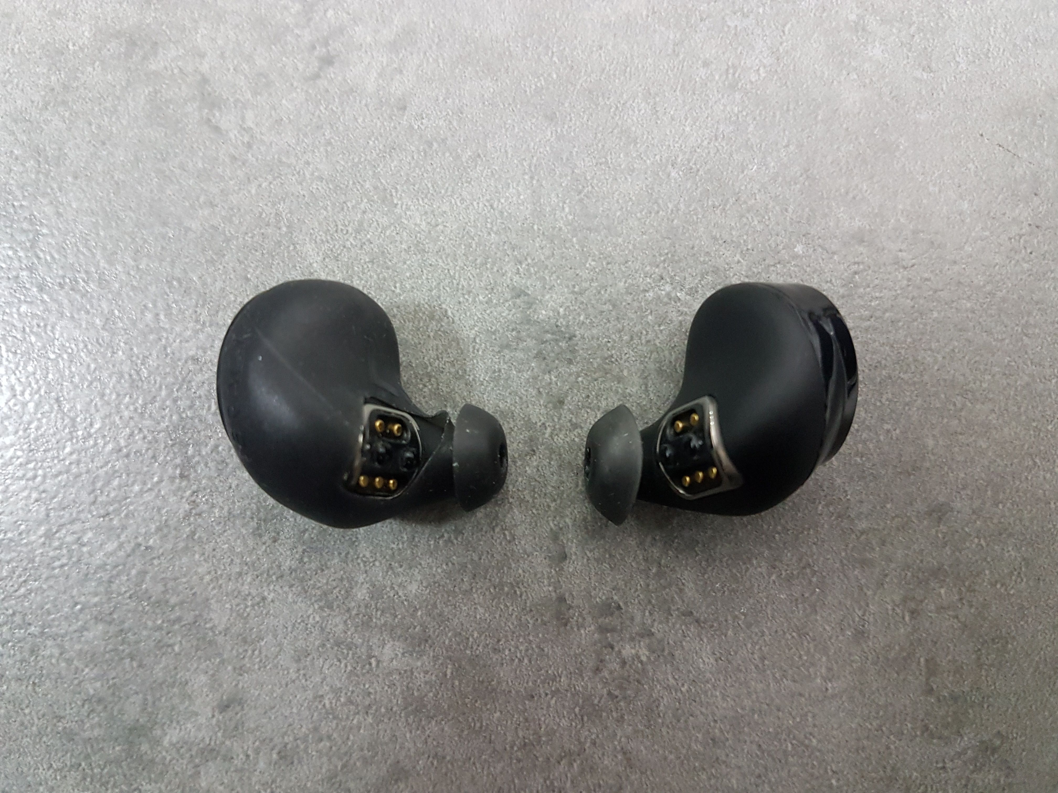 The Dash By Bragi Review: The Ohs, Awes, And Woes Of True Wireless Earbuds