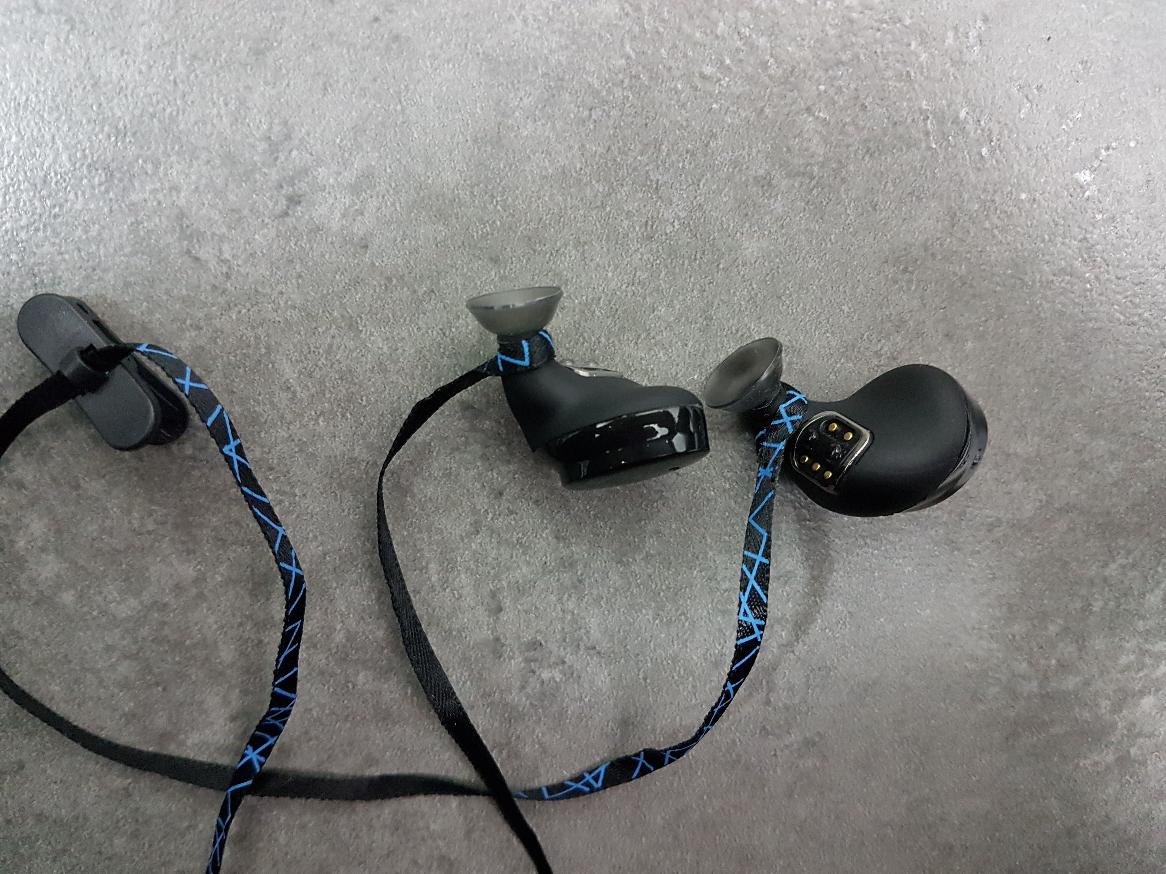 The Dash By Bragi Review: The Ohs, Awes, And Woes Of True Wireless Earbuds