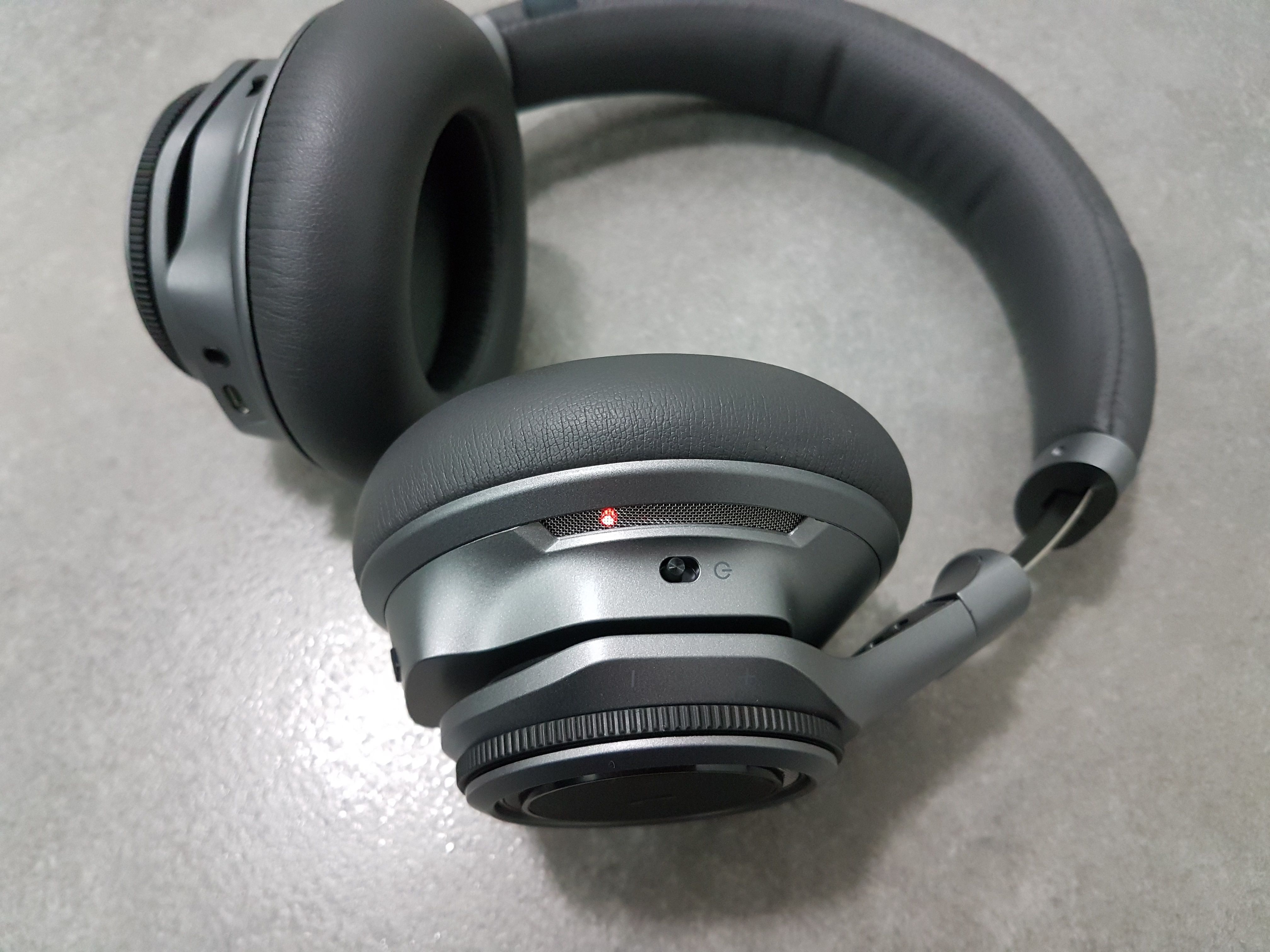 Plantronics BackBeat Pro+ Review: A Do-It-All Bluetooth Headset That ...