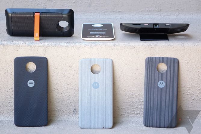 Moto Mods: Thoughts and first impressions