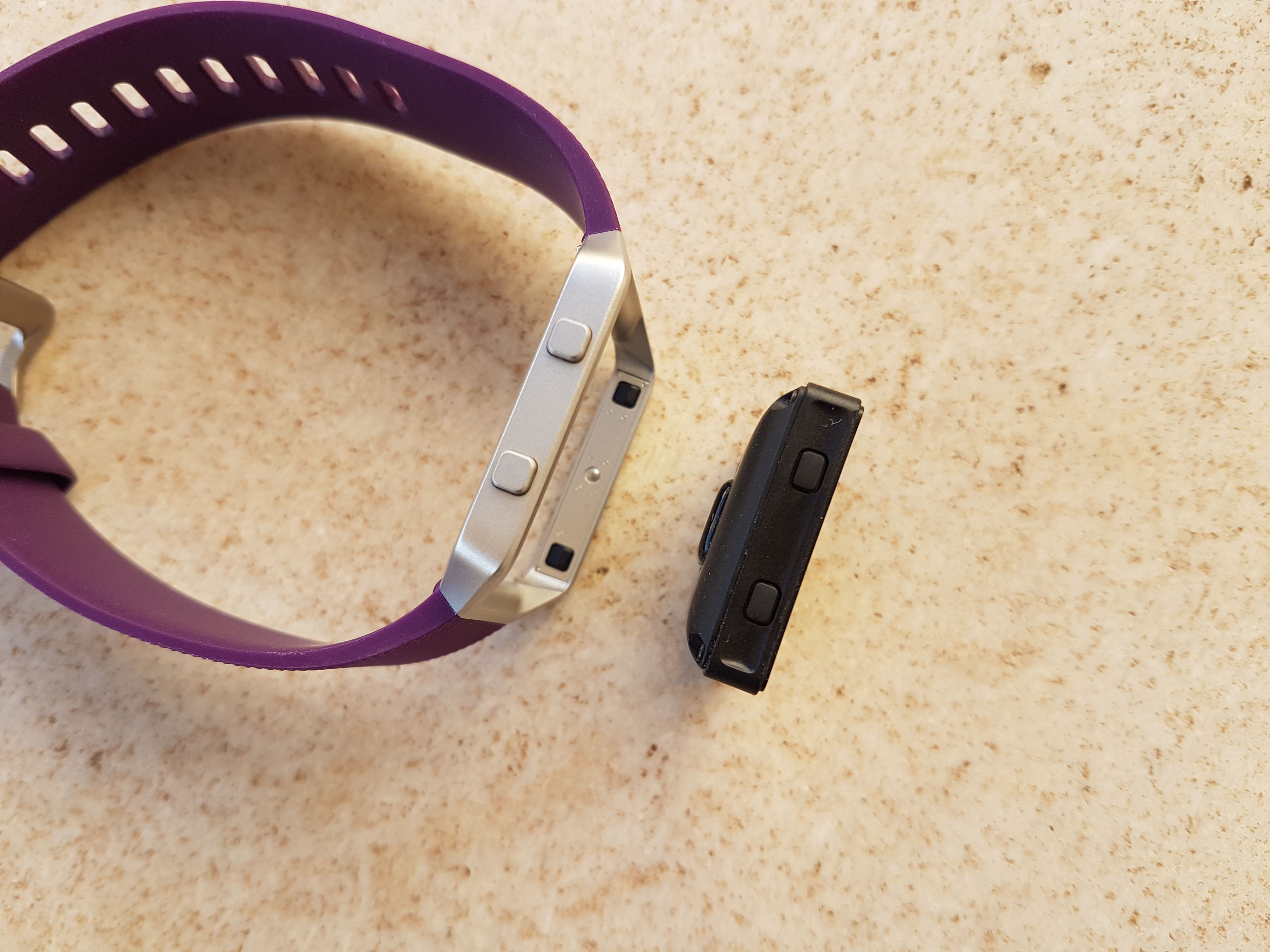 Fitbit Blaze review: A great activity tracker that looks like a ...