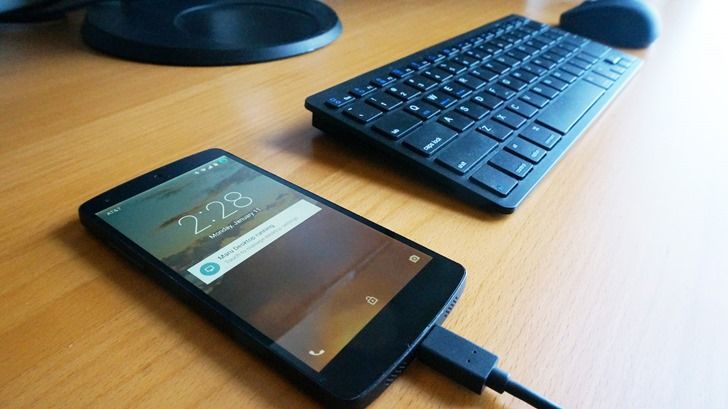 Maru OS mixes a custom ROM with a dockable Debian desktop, and now it's ...