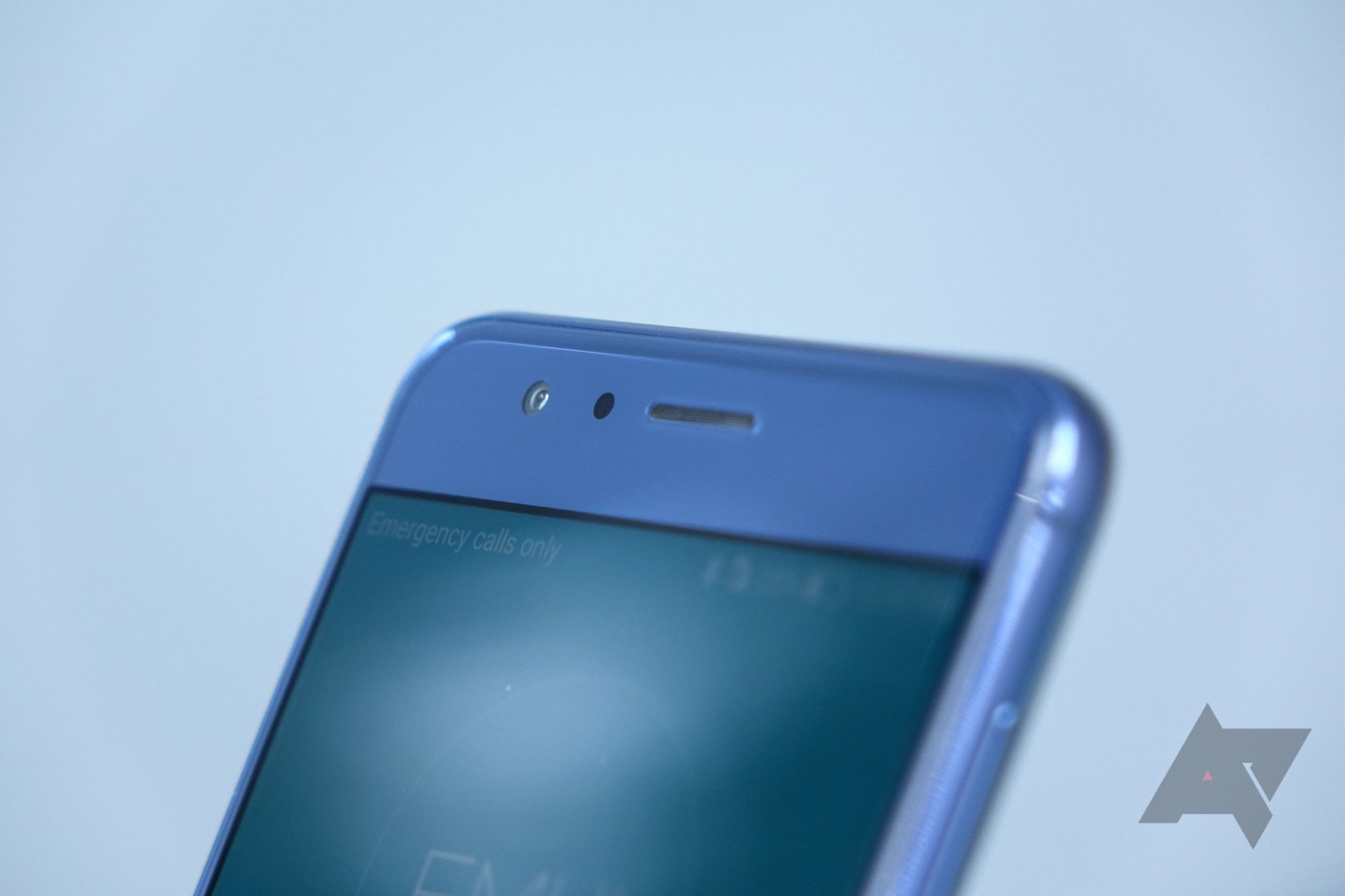 Huawei Honor 8 Review: A bargain of a phone - if you can live with it