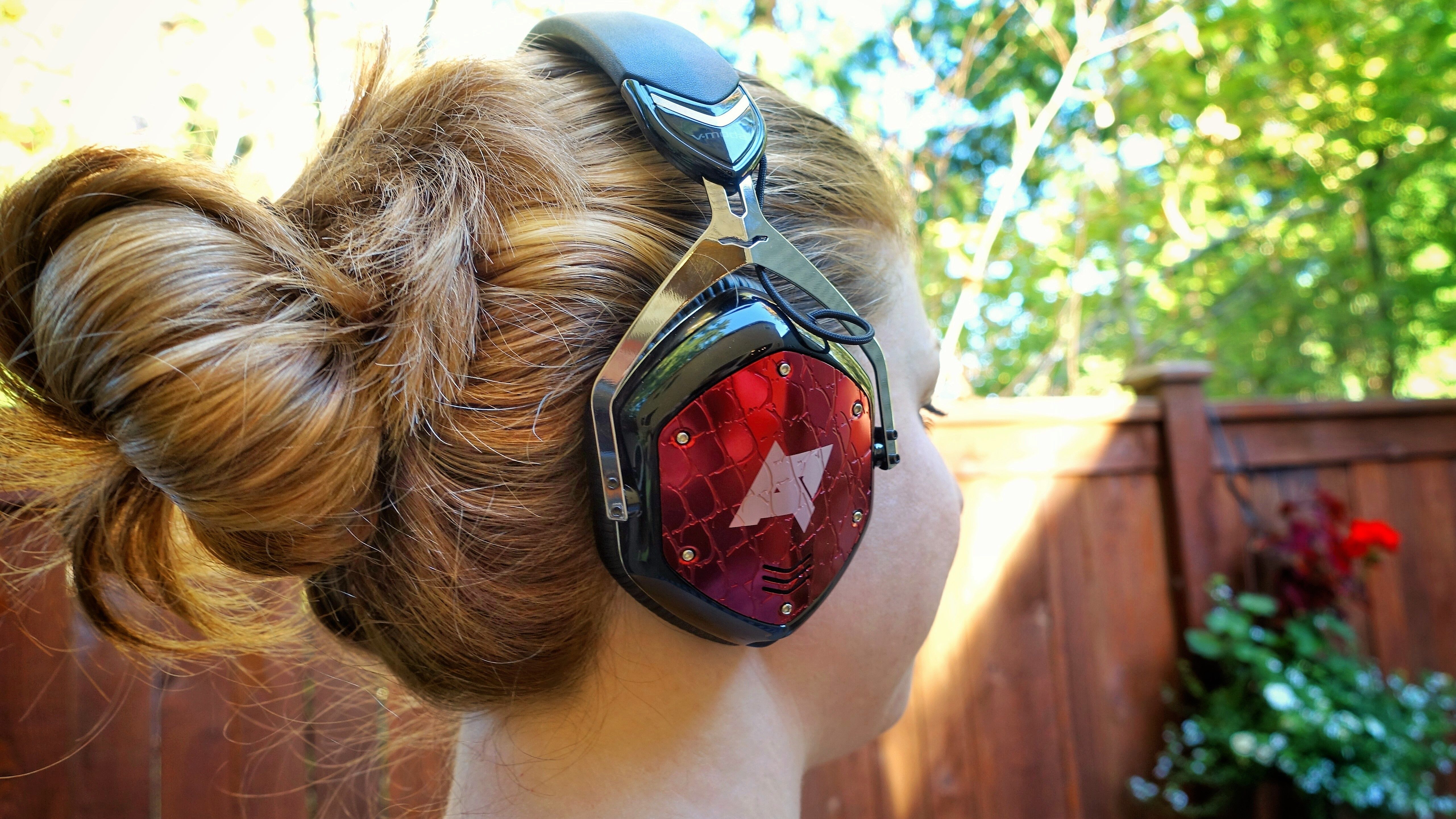 V-Moda Crossfade Wireless review: Shield your ears with awesome looks ...