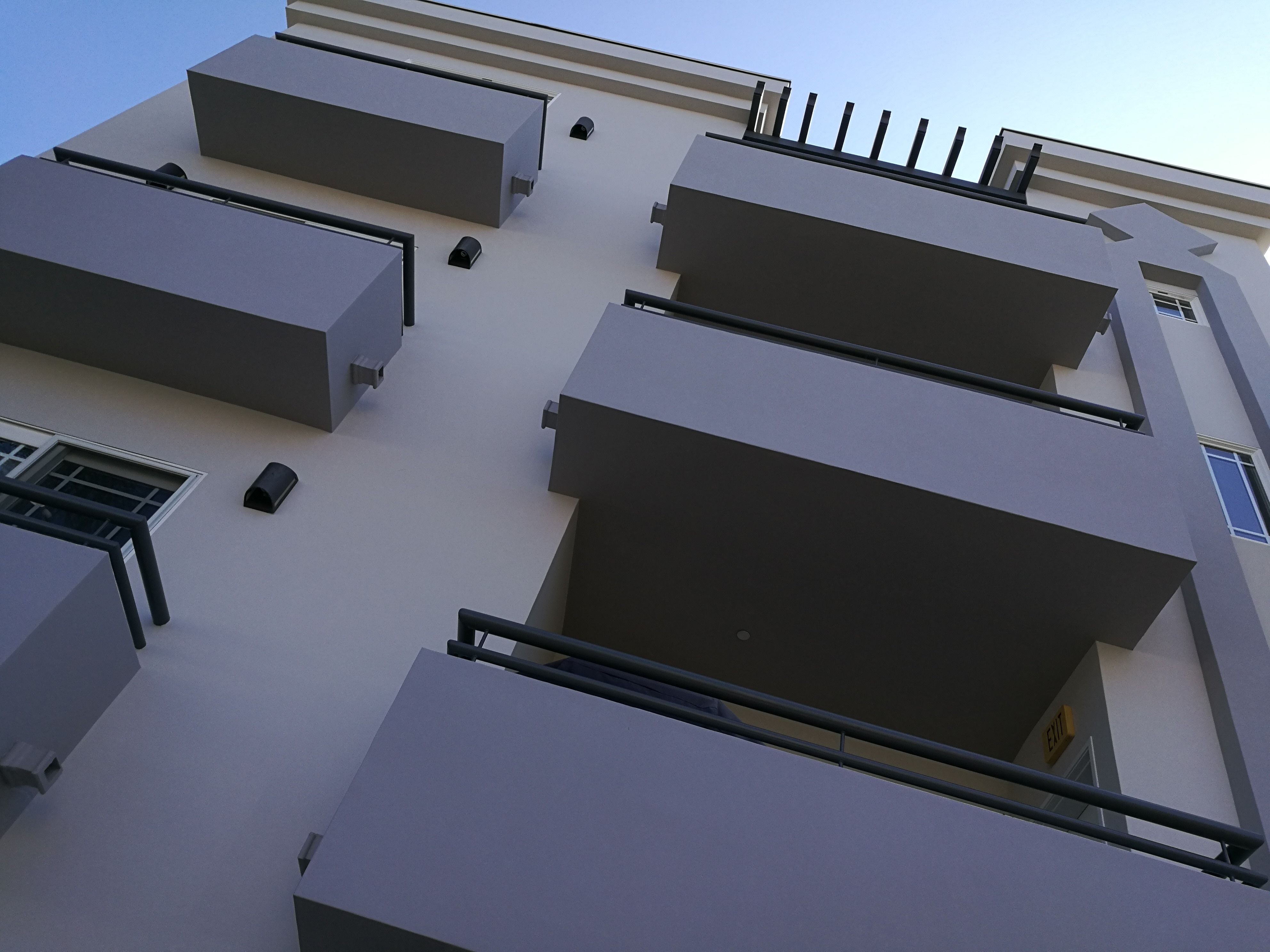 Huawei Honor 8 Review: A bargain of a phone - if you can live with it