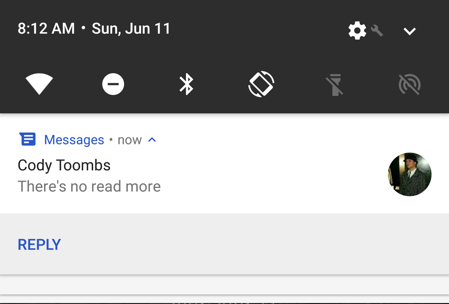 Android Messages v2.3 from Developer Preview 3 adds "mark as read" to notifications, replaces ...