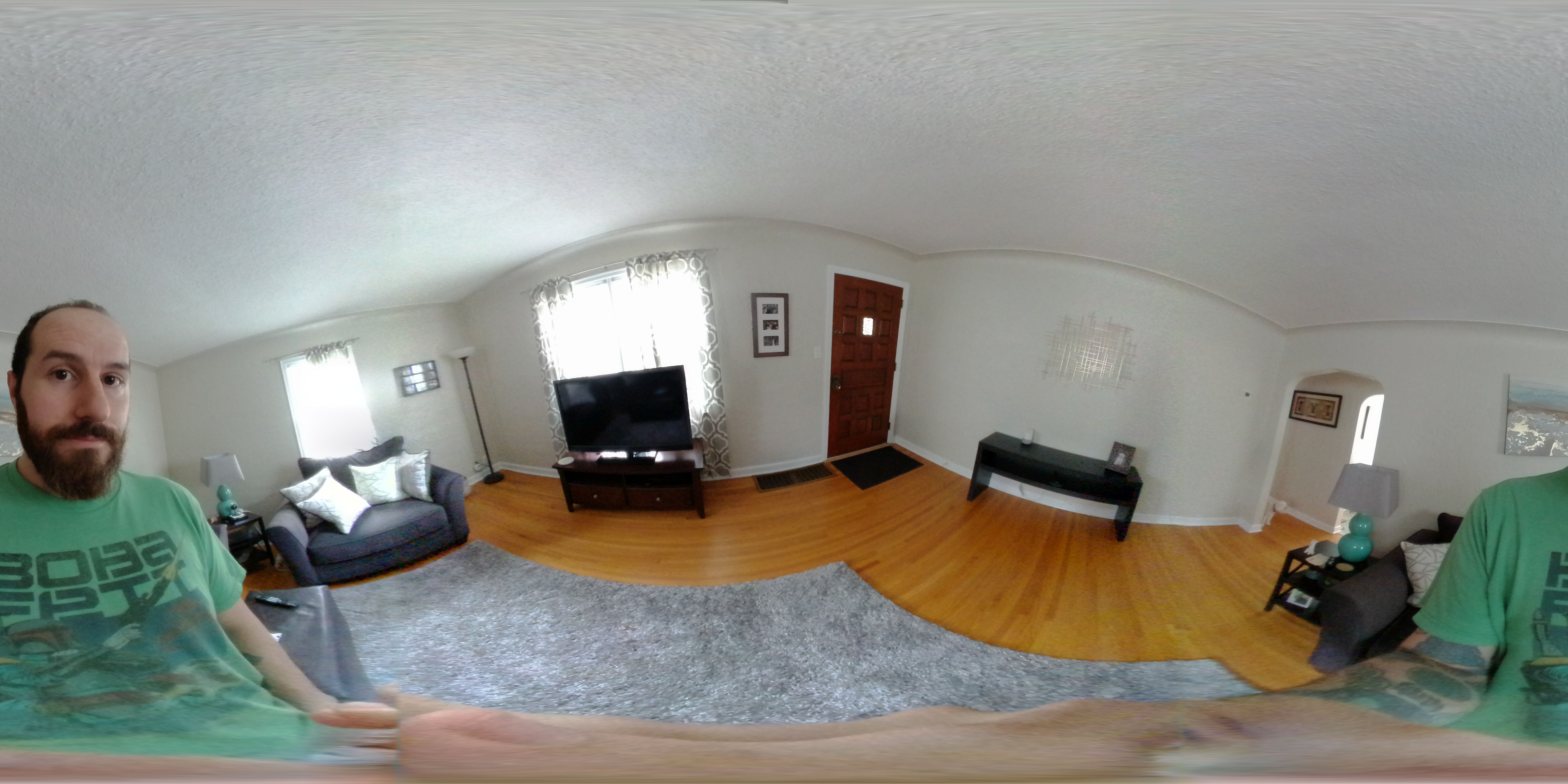 Hands-on: Moto Z2 Force and 360 Camera Moto Mod