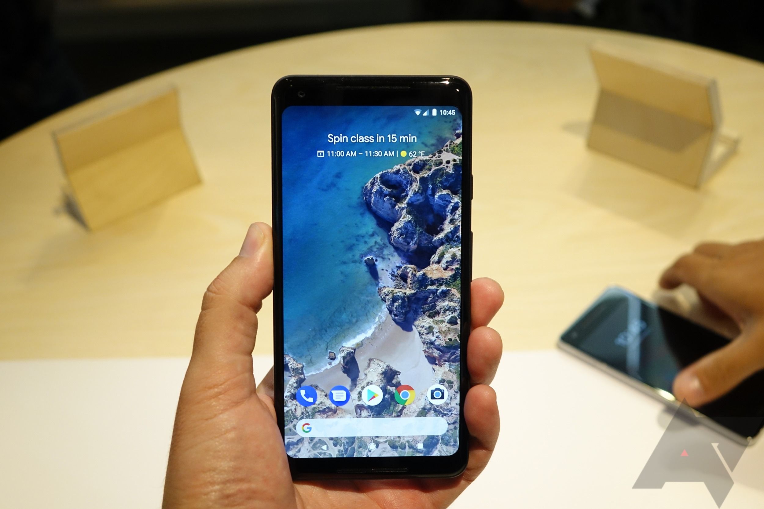 Pixel 2 XL hands-on: Our first look at the second-generation Pixel