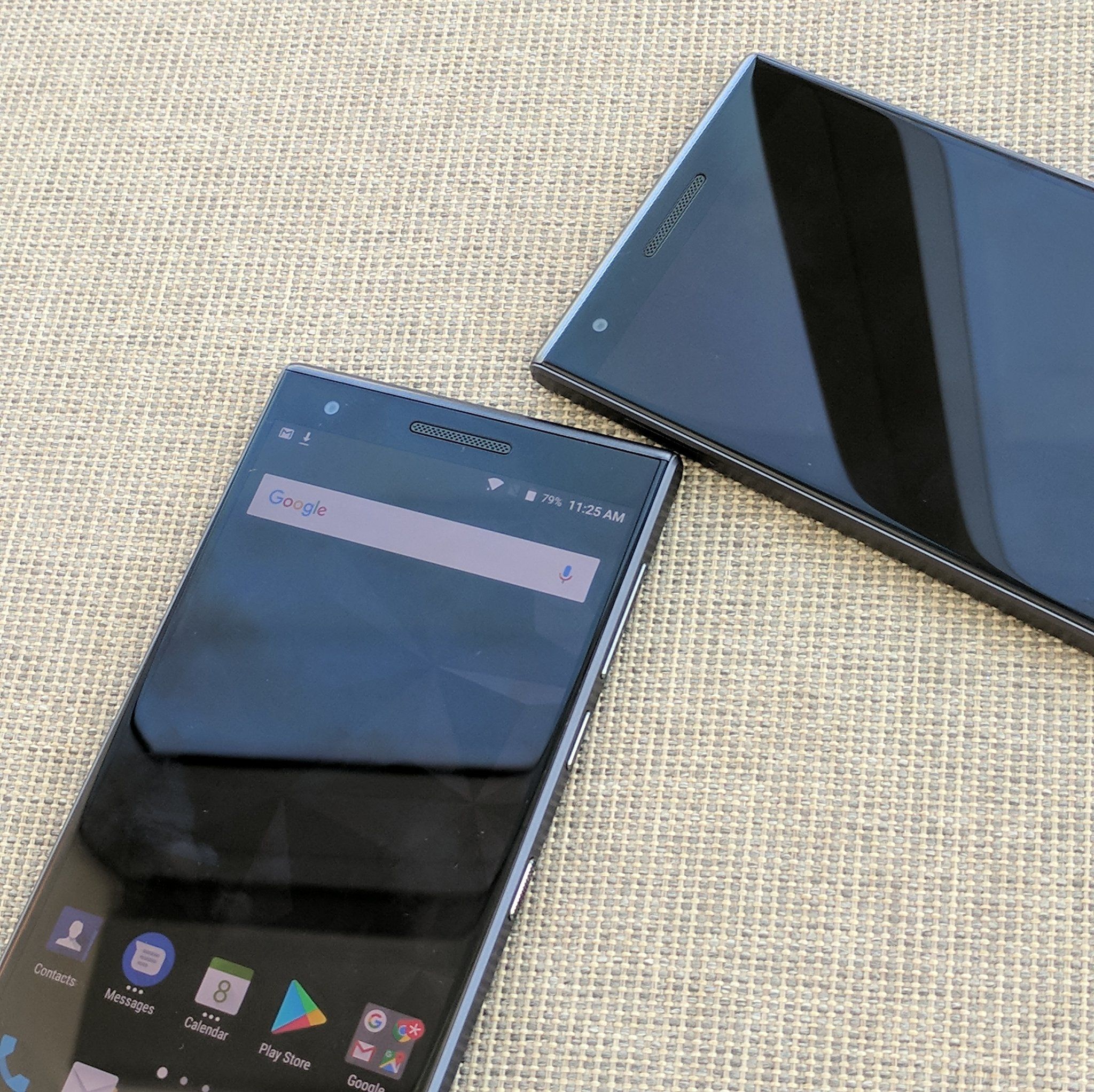 BlackBerry unveils the fullscreen Motion with IP67 rating and 4000mAh ...