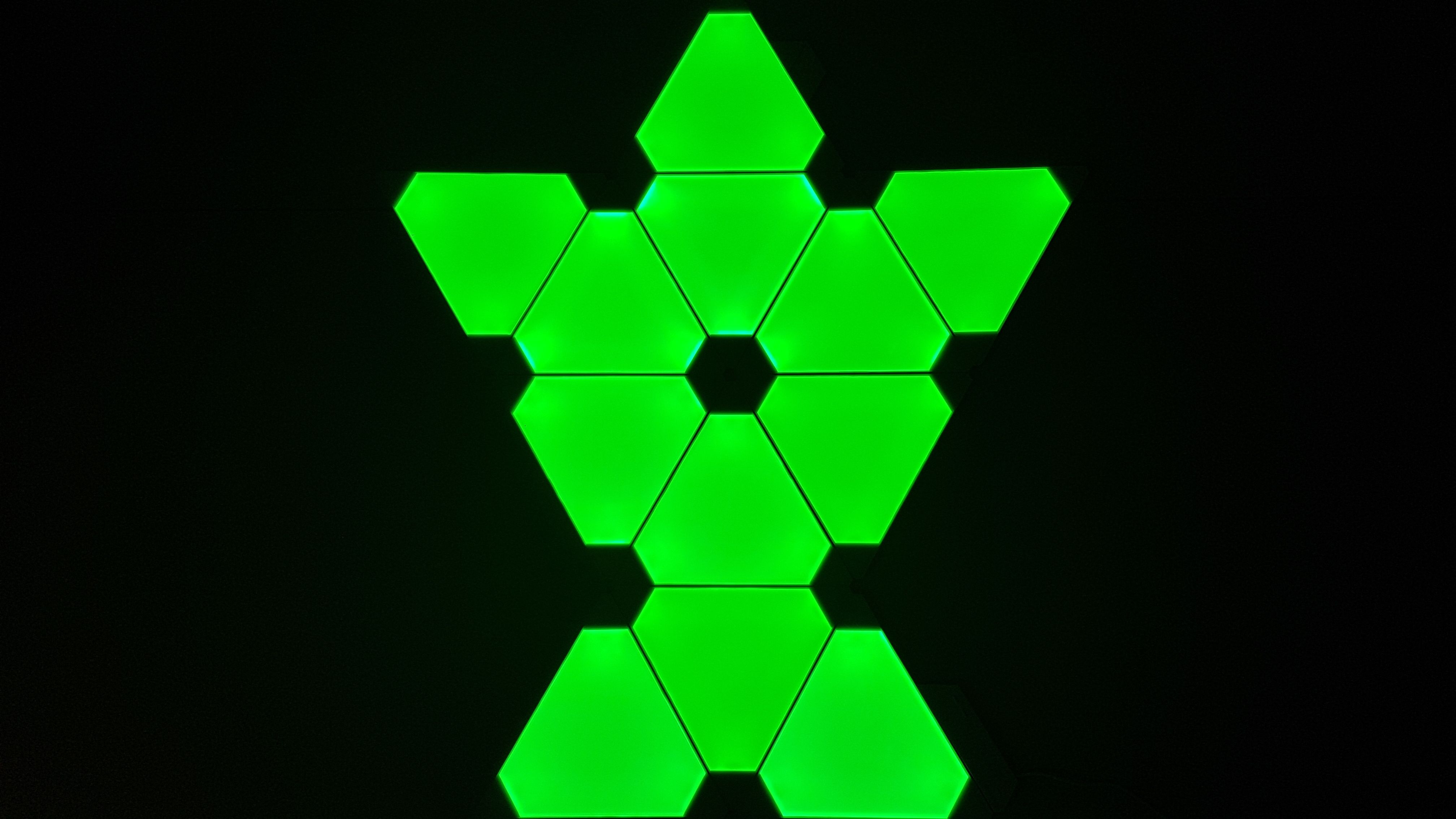 Nanoleaf Aurora review: The coolest and most extravagant smart lights ...