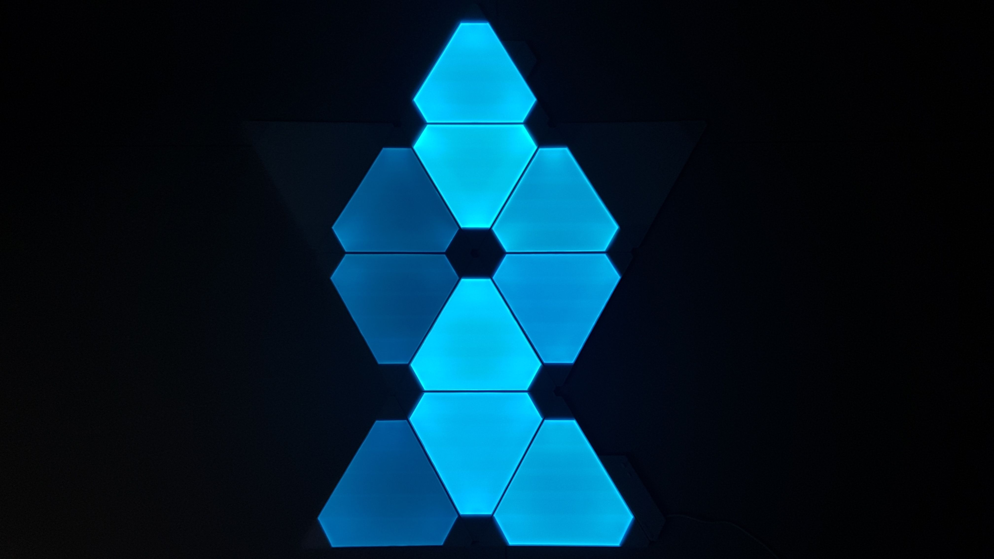 Nanoleaf Aurora review: The coolest and most extravagant smart lights ...