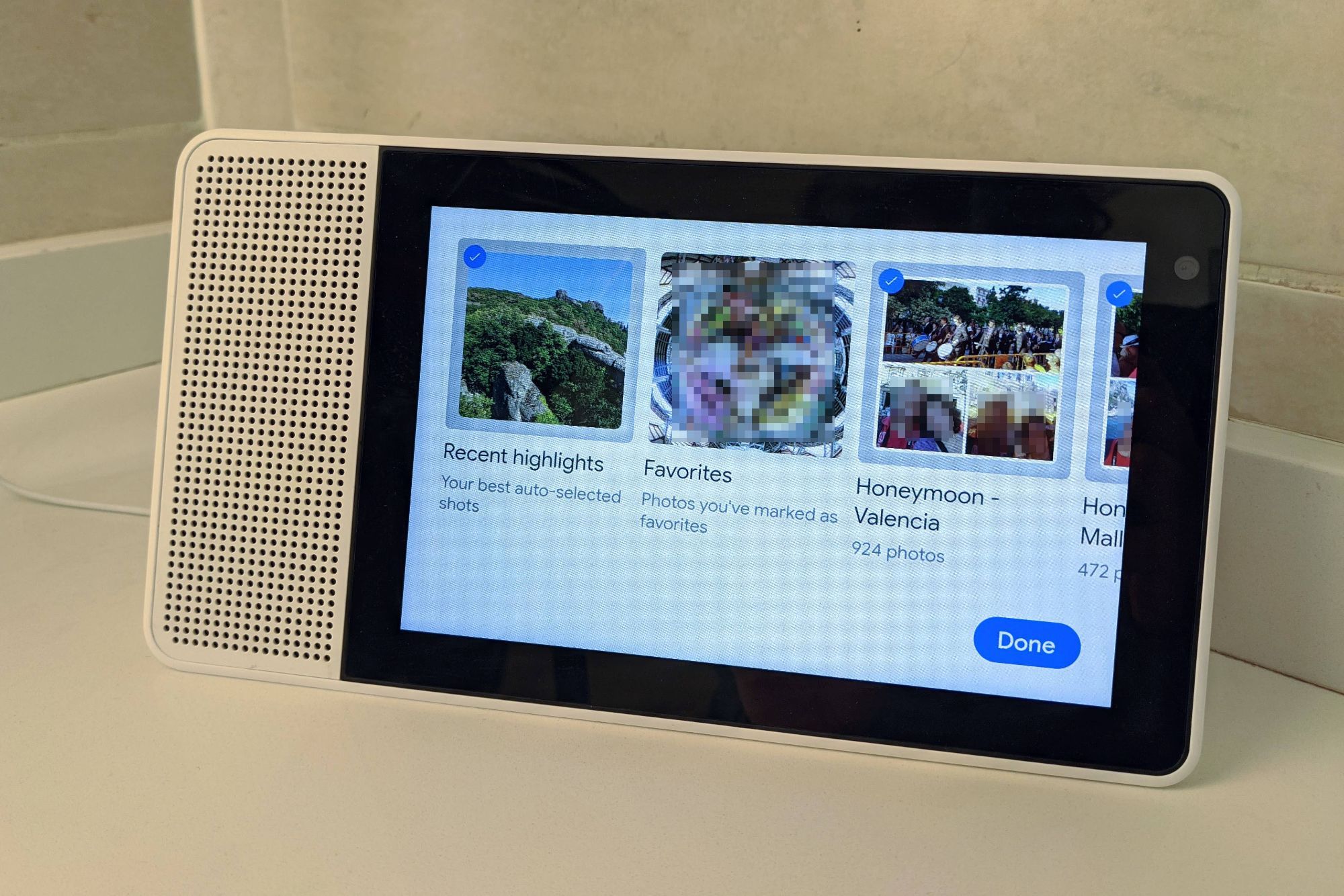 How to set up Live Albums and recent photo highlights on Google Nest ...