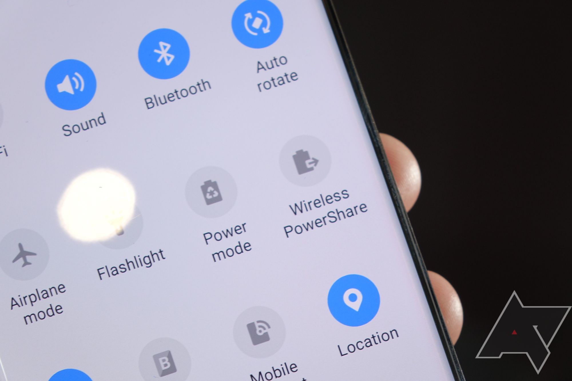 Samsung introduces the Galaxy S10 with in-screen ultrasonic fingerprint ...