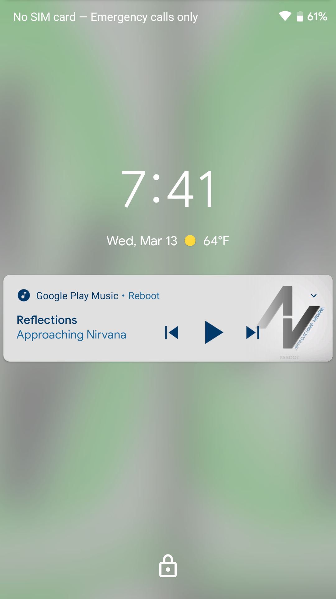 [Update x2: Details] Android Q uses blurred lock screen background ...
