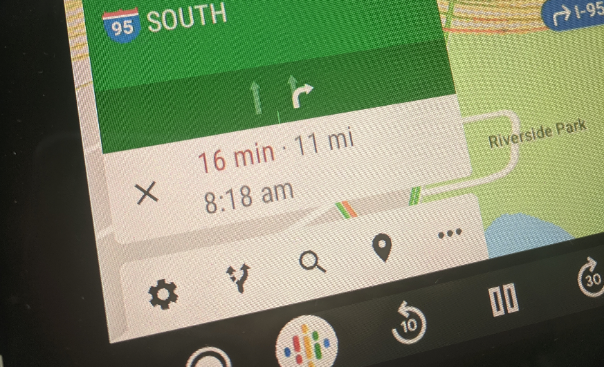 Google Maps in Android Auto adds some helpful new buttons