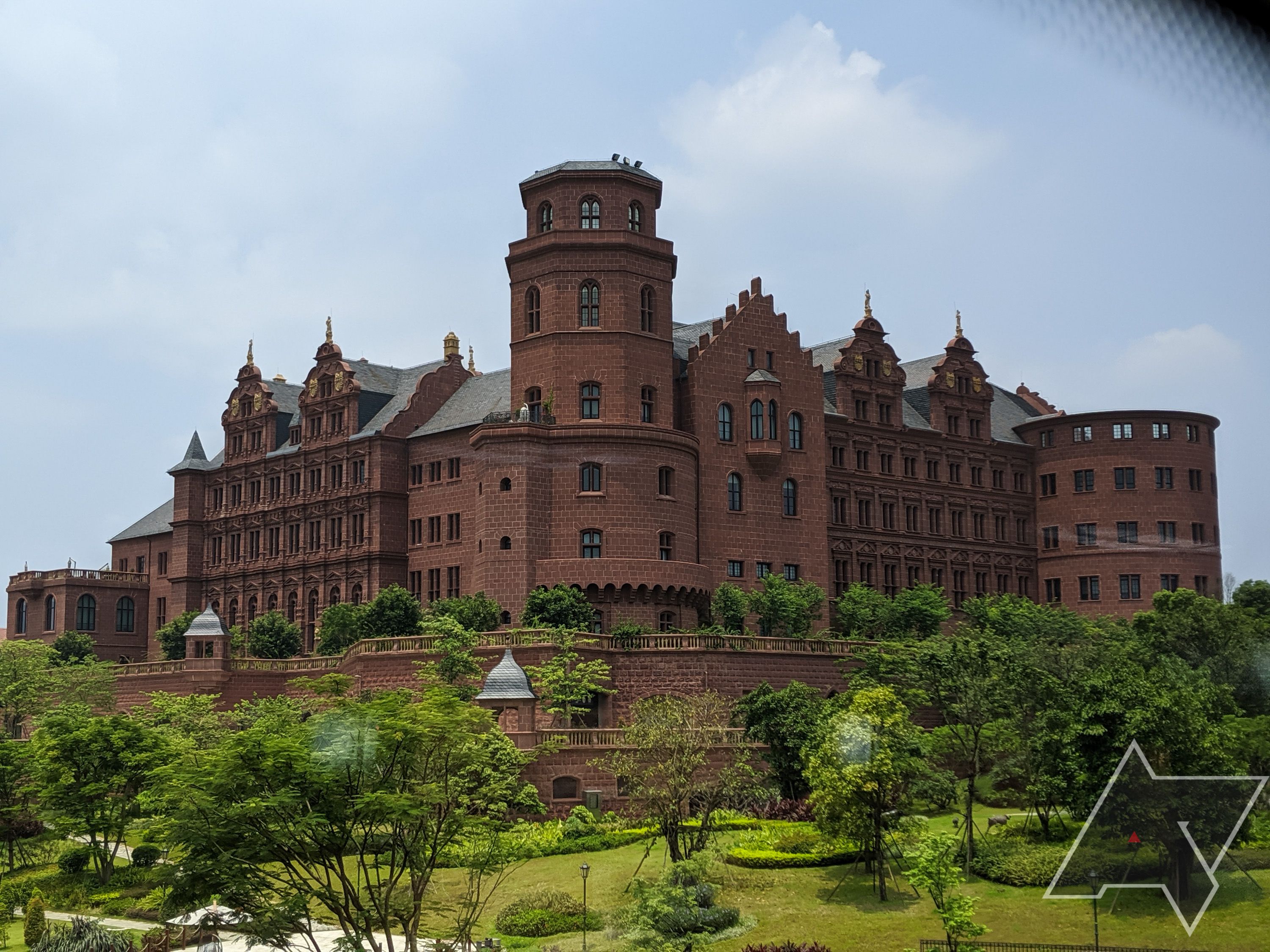 What it's like to spend four days with Huawei in the world's smartphone ...