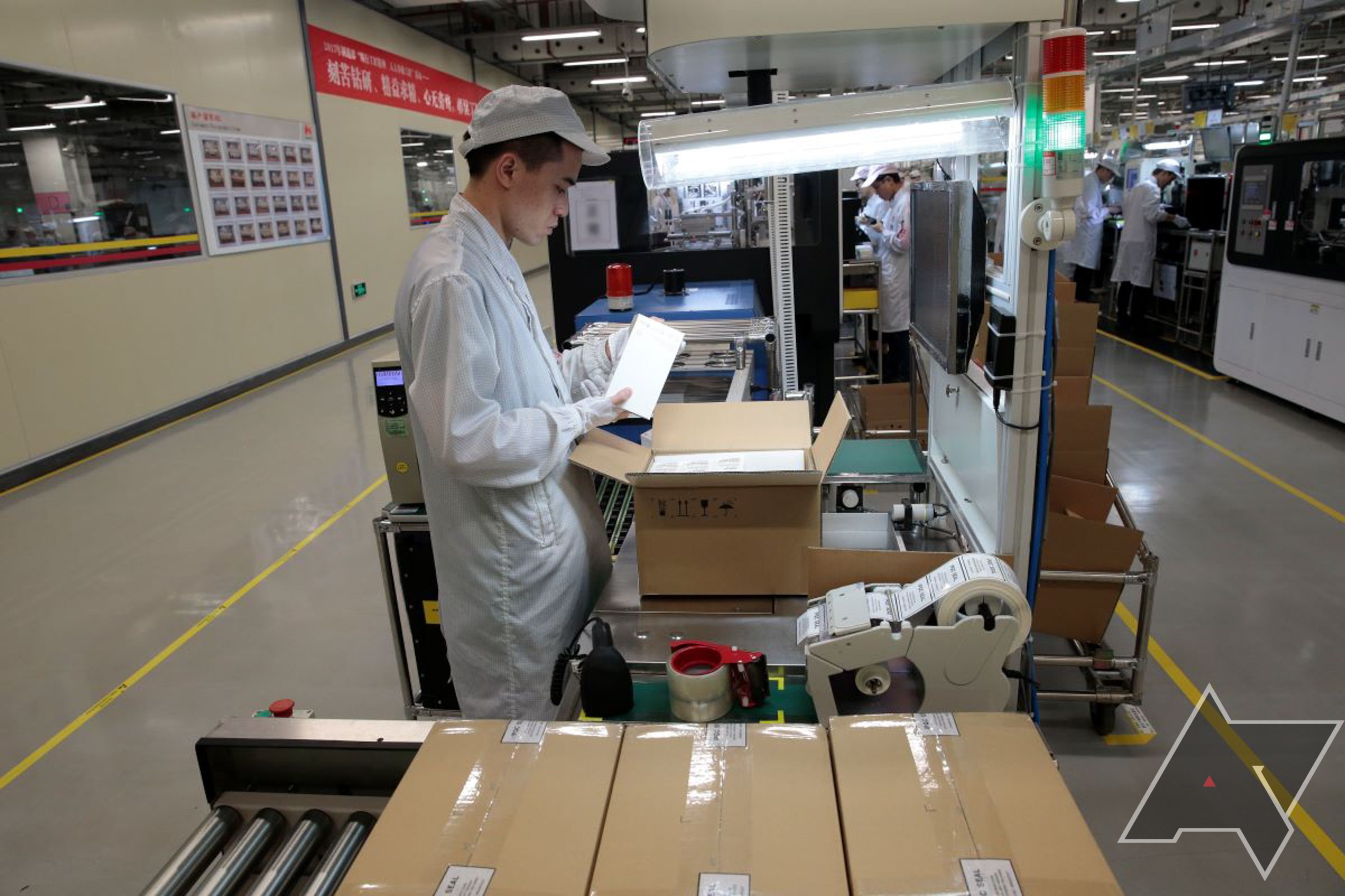 What it's like to spend four days with Huawei in the world's smartphone ...