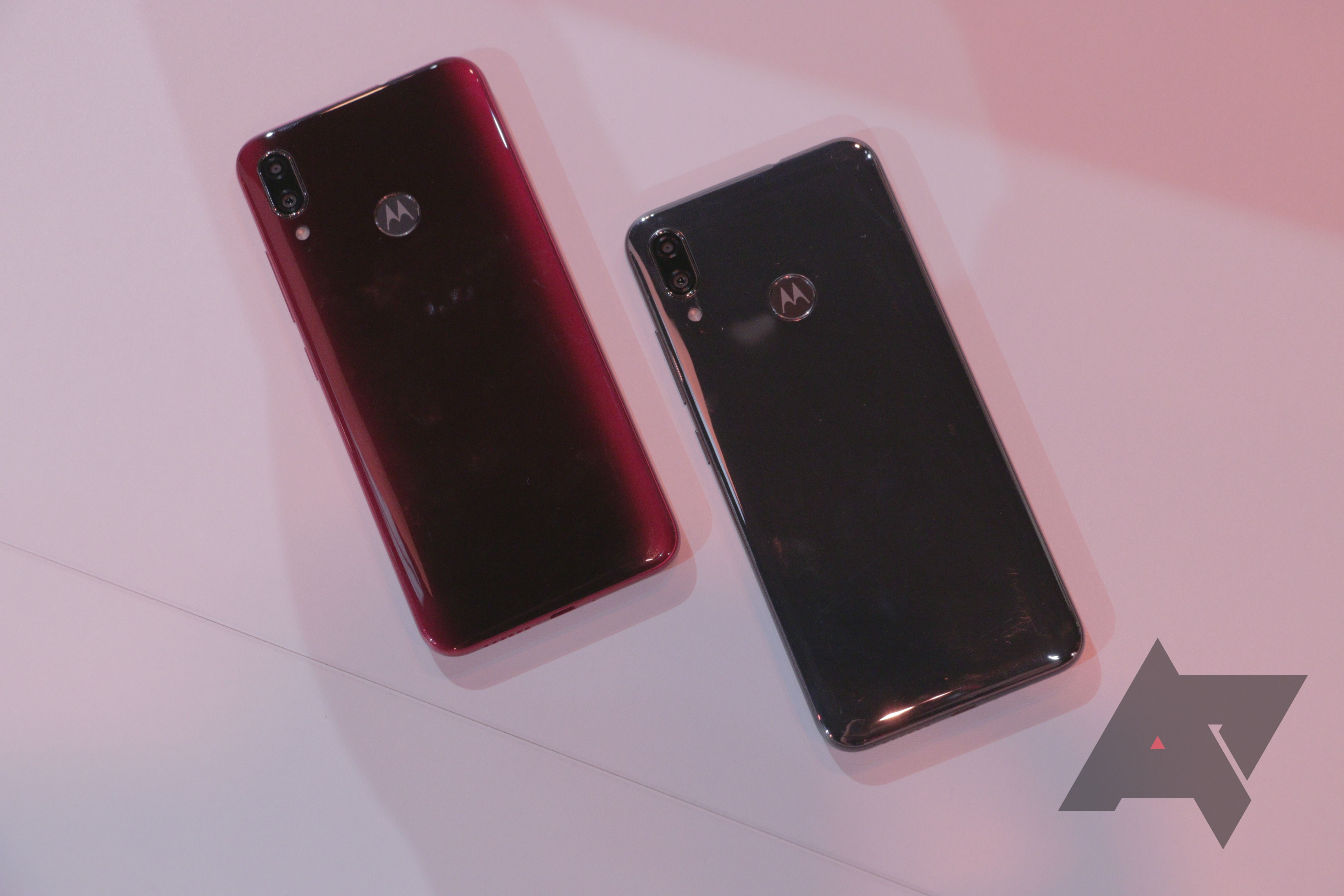 The Moto E6 Plus has dual cameras and a 6.1-inch screen at €140