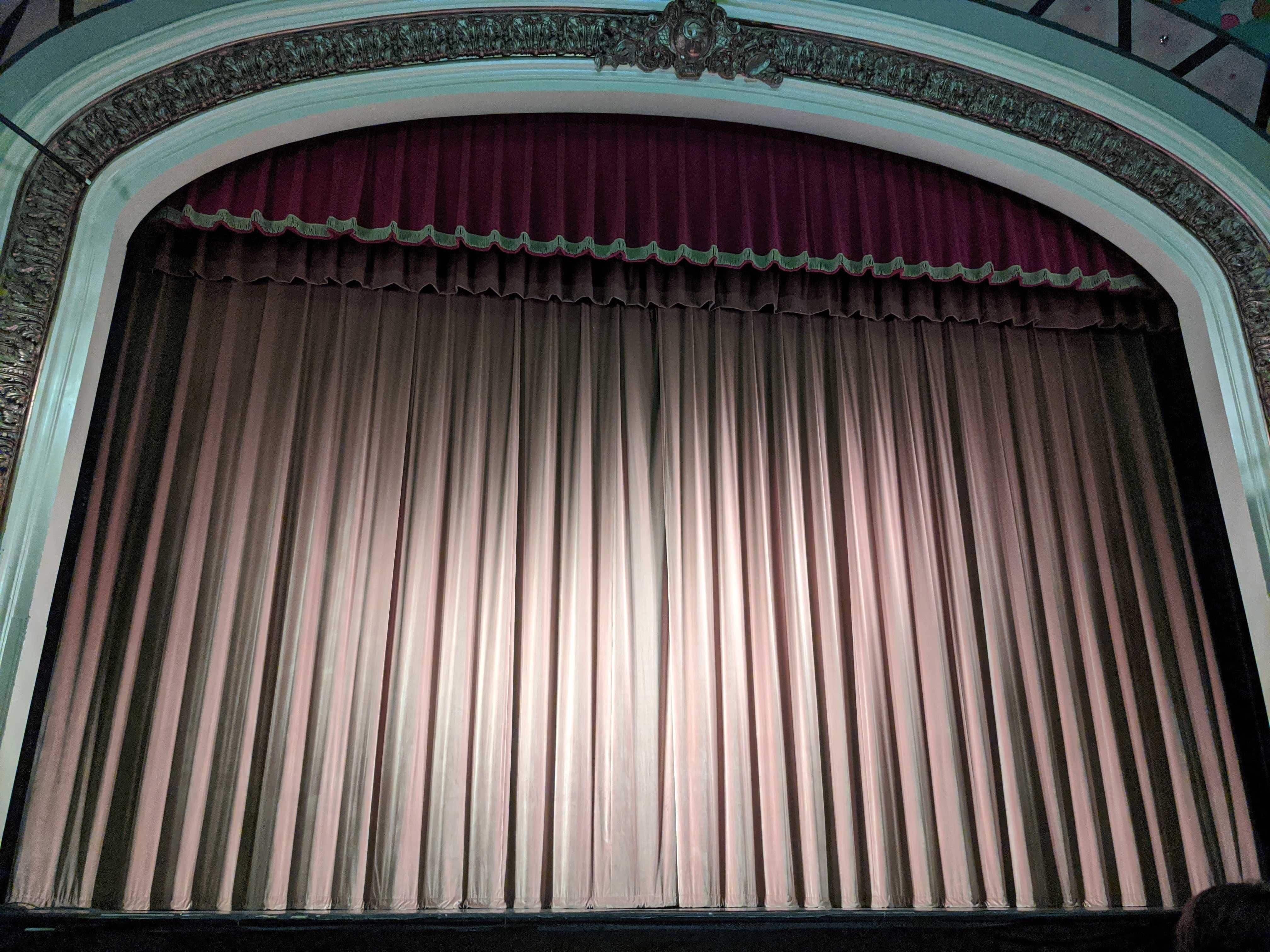 (Update: Fixed) The Pixel 4's camera has serious white balance problems ...