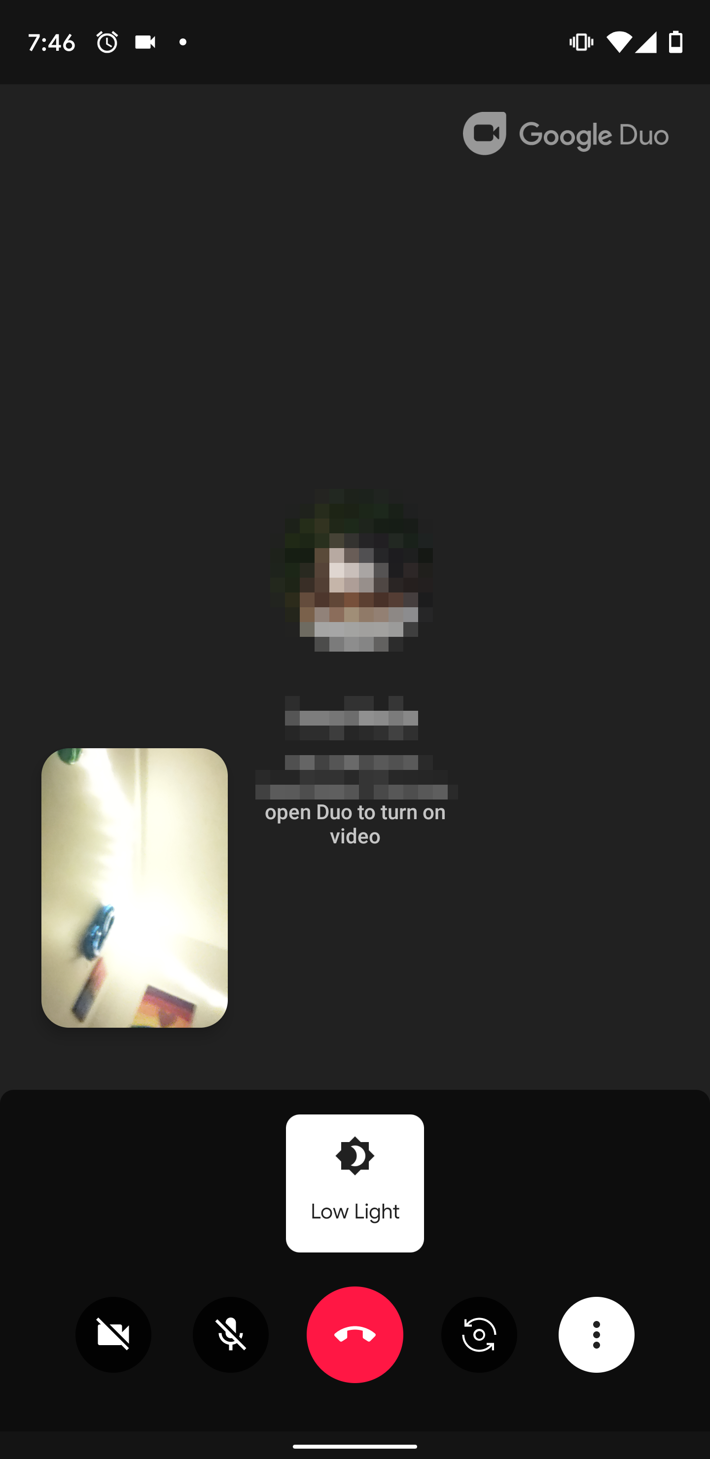 Google Duo testing a bottom bar UI during calls