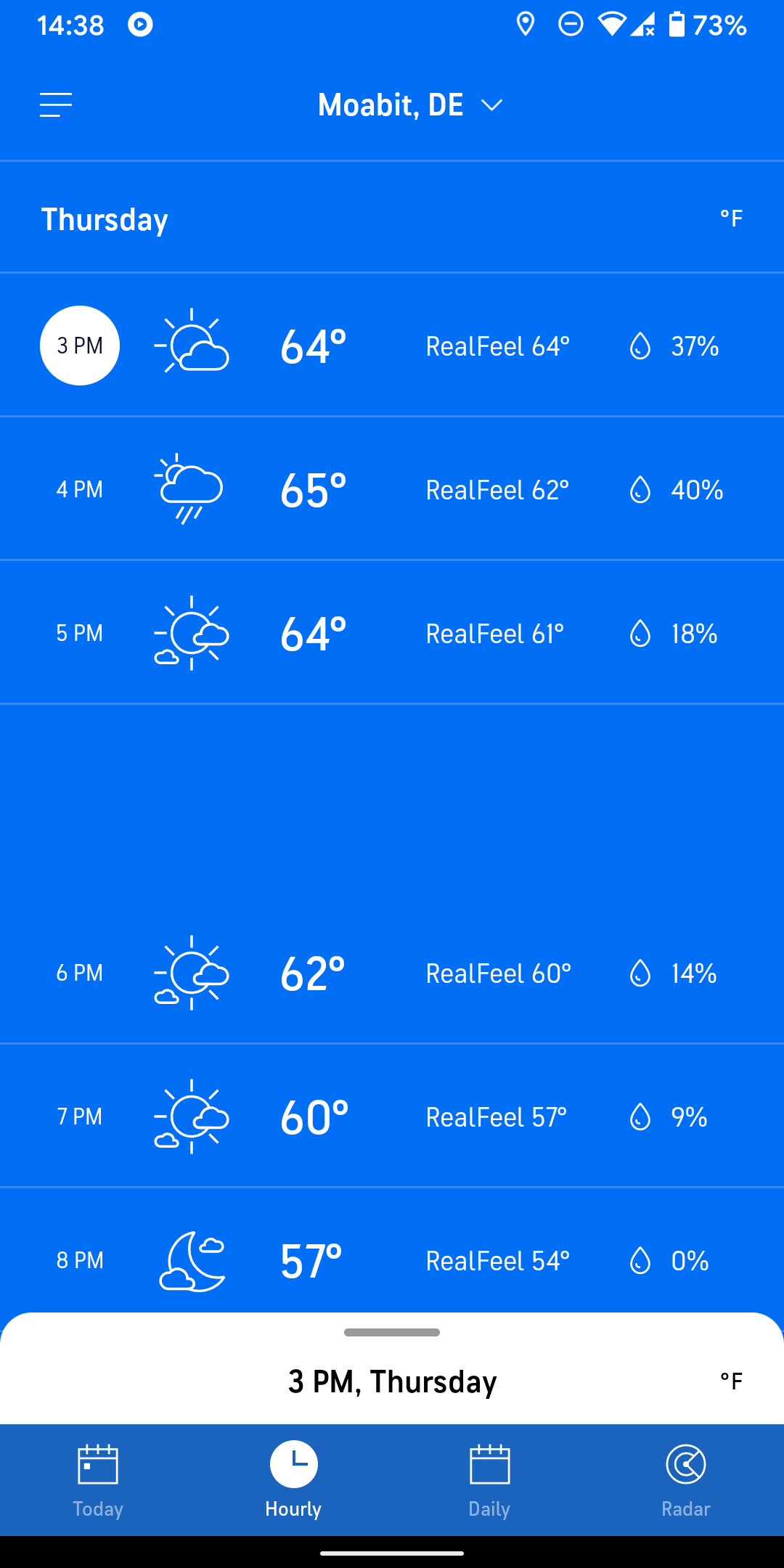 Latest AccuWeather beta brings back persistent notification and a widget
