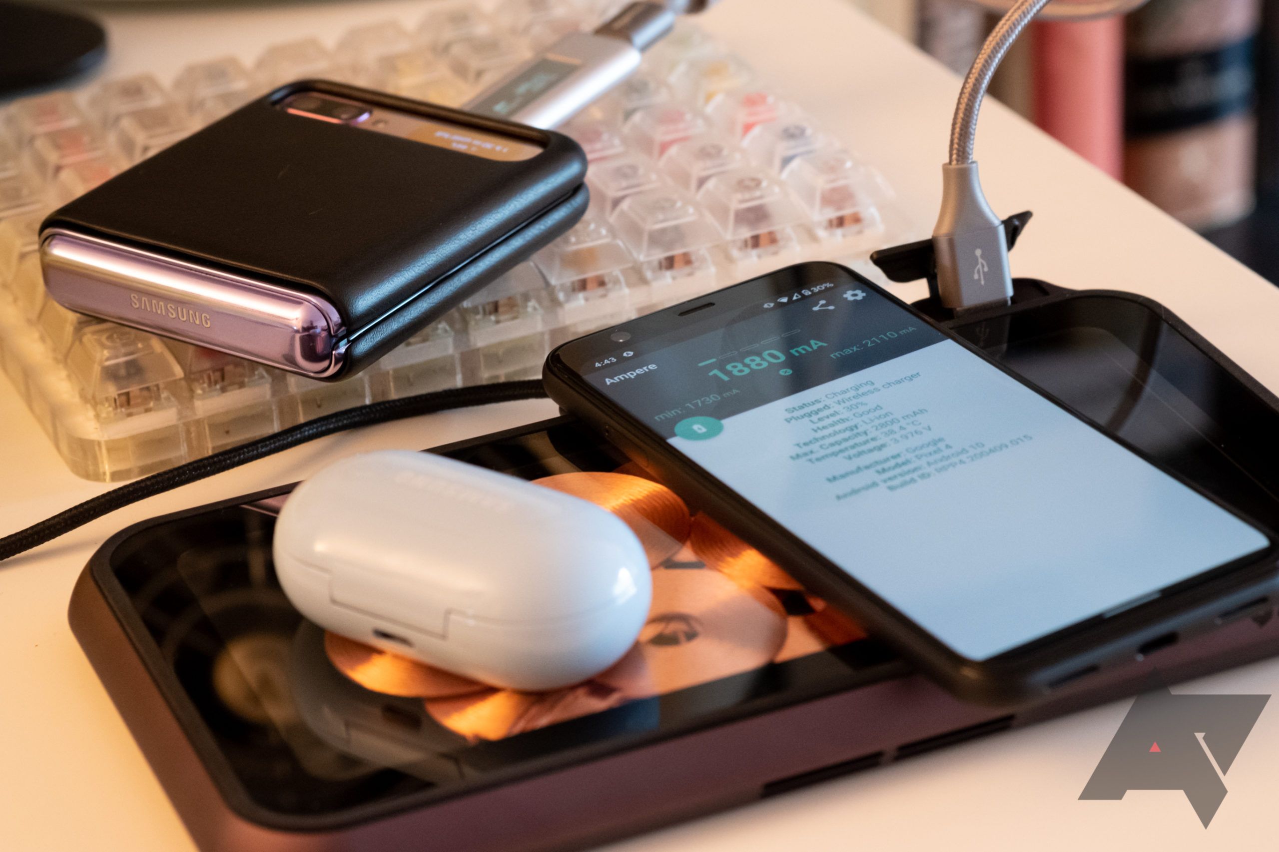 Zens Liberty review: The coolest-looking wireless charger around doesn ...