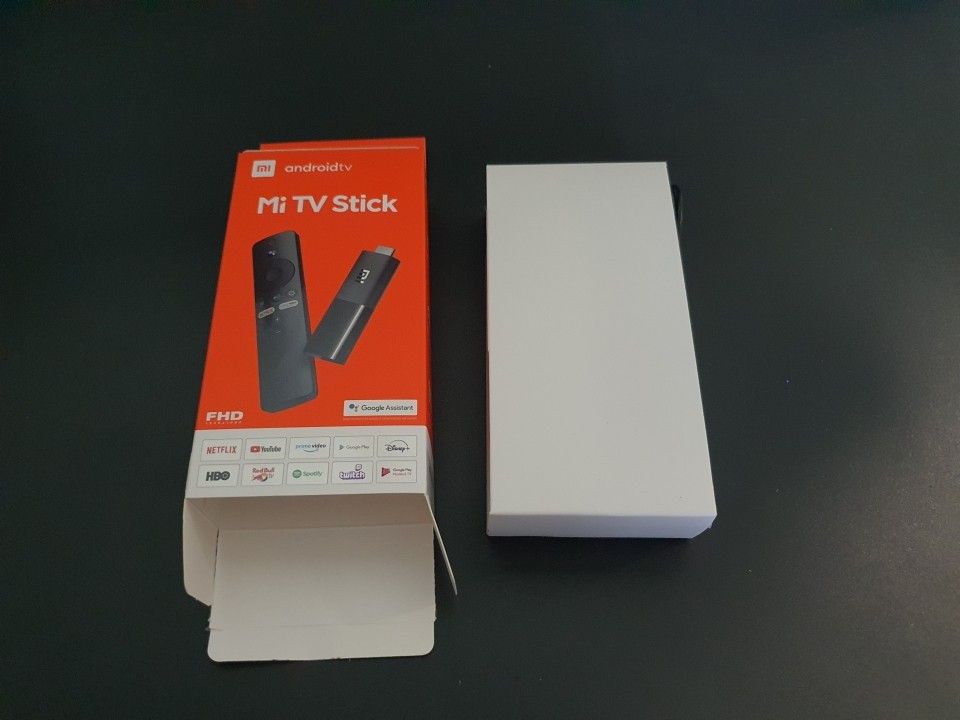 Xiaomi Mi TV Stick gets leaked (again) in benchmarks and unboxing photos
