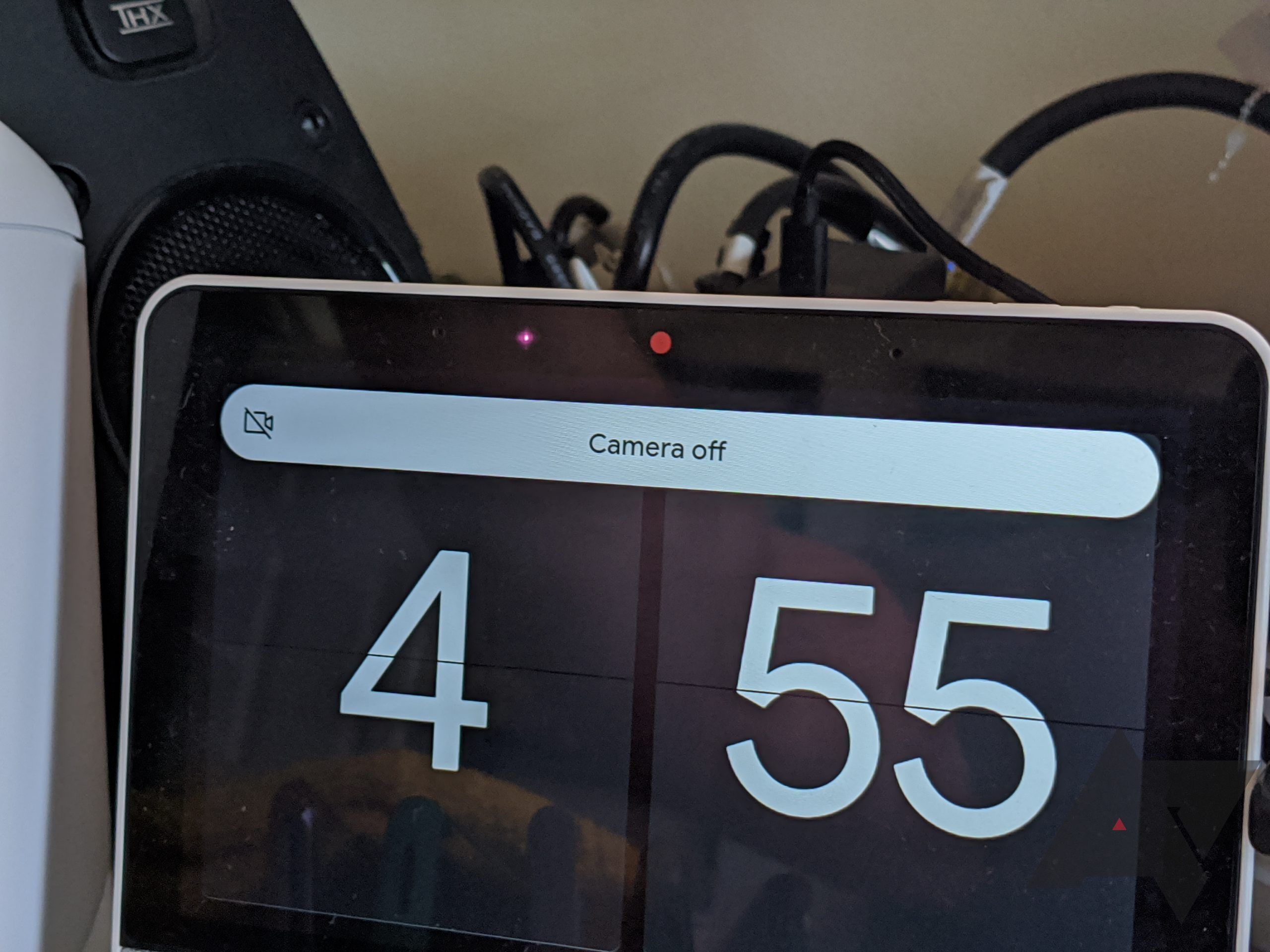 Nest smart displays pick up more light theme elements