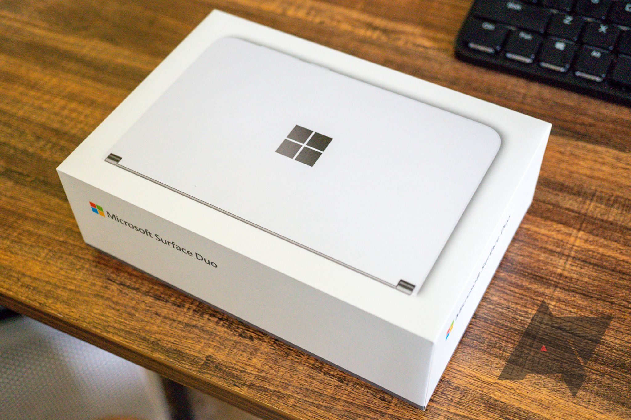 Unboxing the Surface Duo: What's Microsoft's $1400 dual-screen phone ...