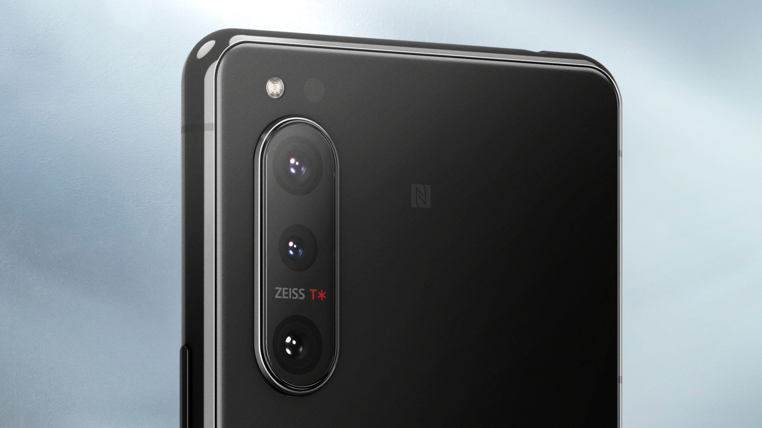 Sony's new flagship phone actually looks kind of good