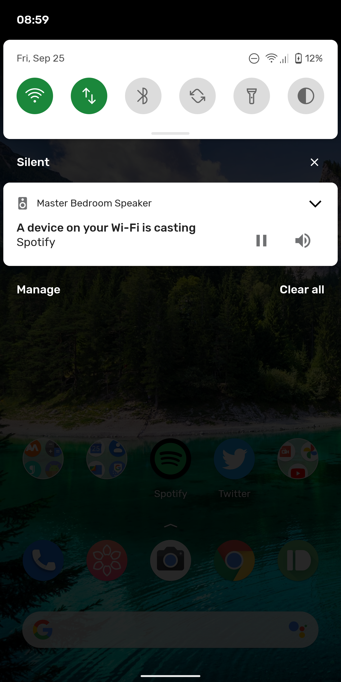 Chromecast media notification adds track controls on Android