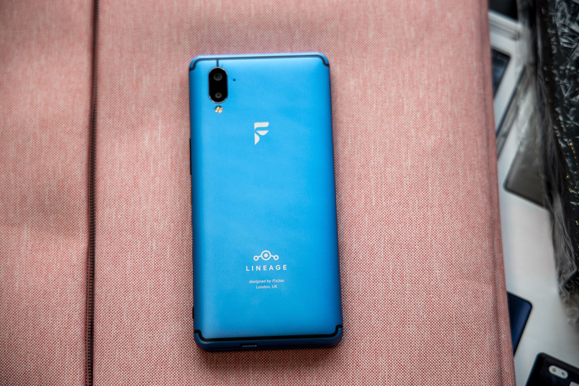 Fxtec's new Pro1-X keyboard slider is the first phone to ship with ...