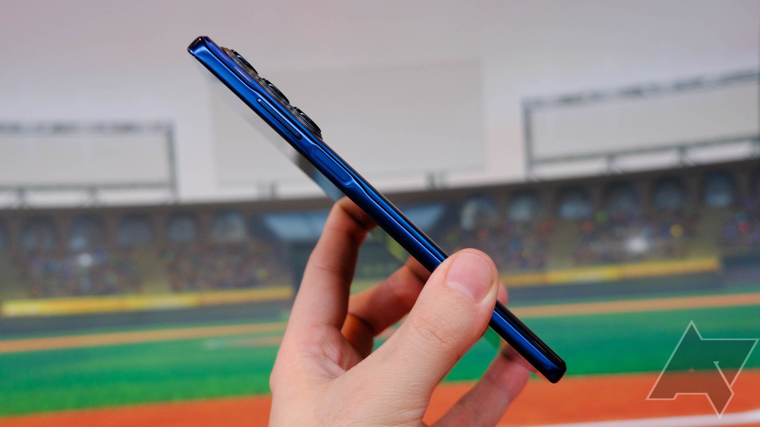 Hands-on: Motorola's new and aspirationally priced Edge invites us all ...