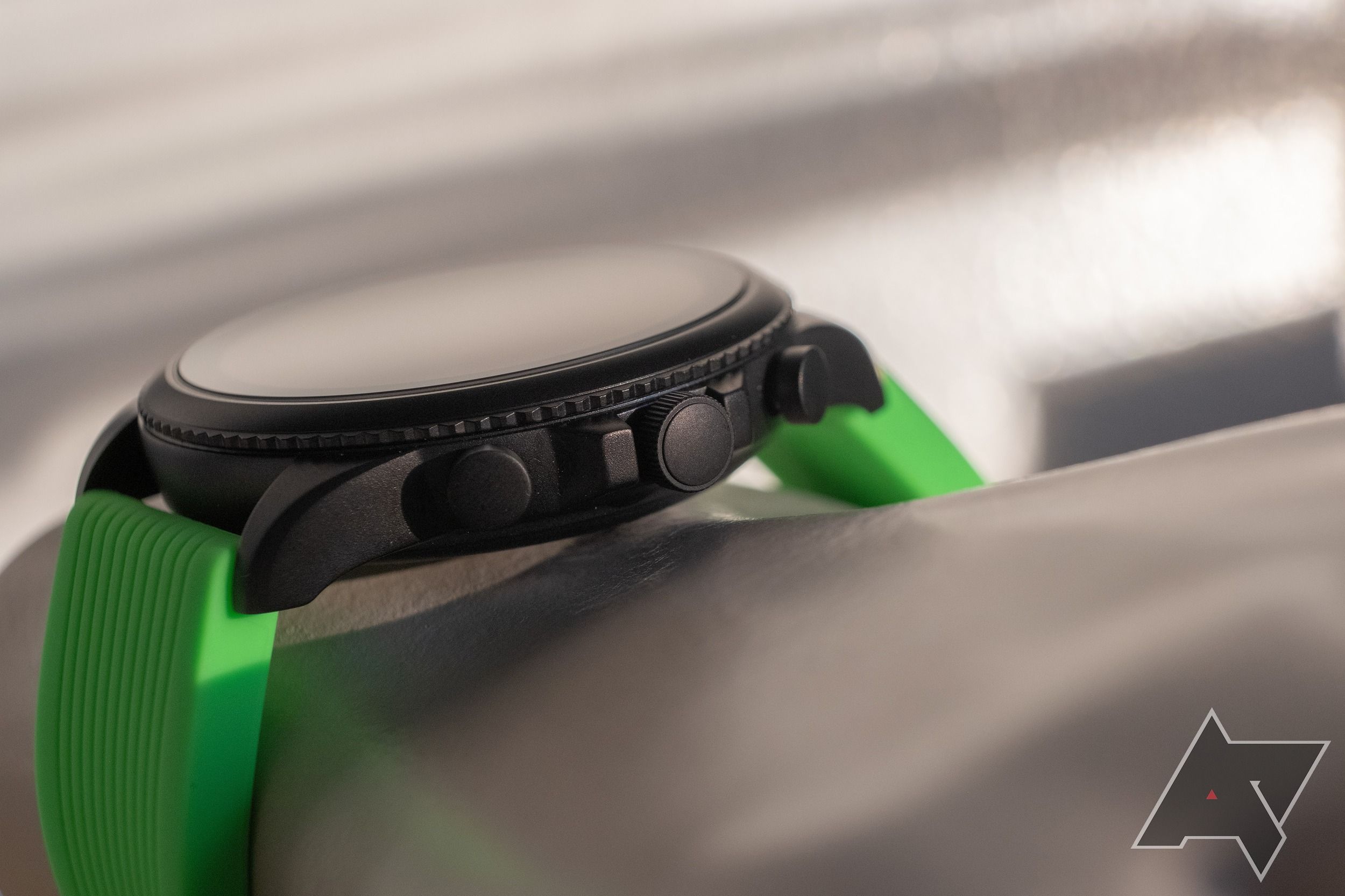 Razer's limited-run Fossil Gen 6 smartwatch is uncharacteristically ...